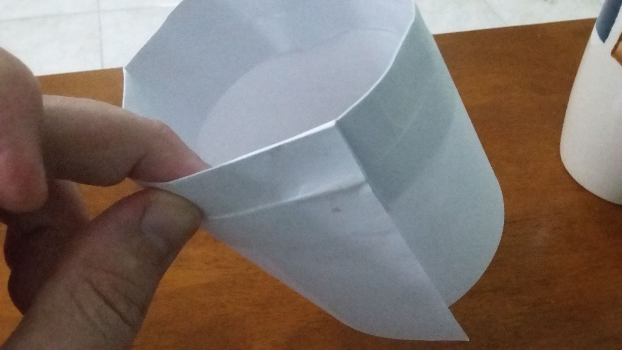 The Incredible Flying Paper Tube : 4 Steps (with Pictures) - Instructables