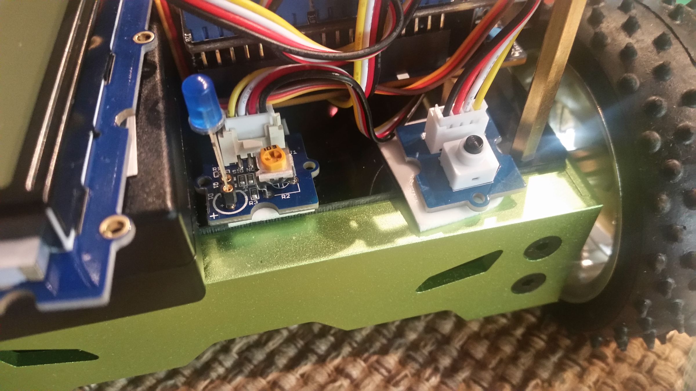 Arduino 101 BLE Rover : 7 Steps (with Pictures) - Instructables