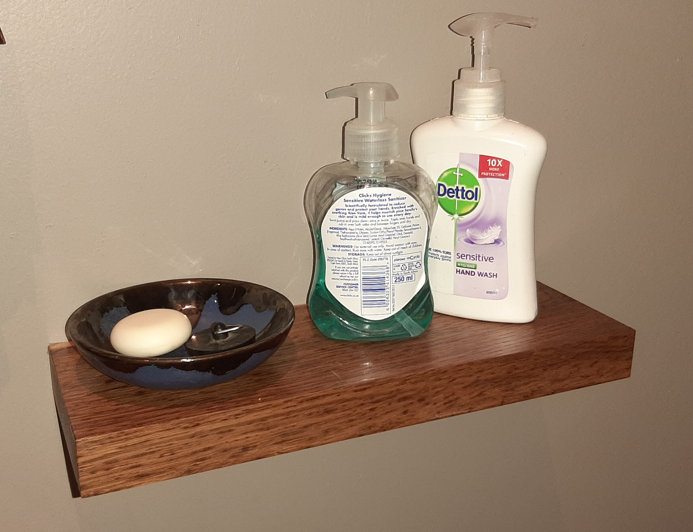 The Simple 30 Minute Floating Shelf : 4 Steps (with Pictures ...