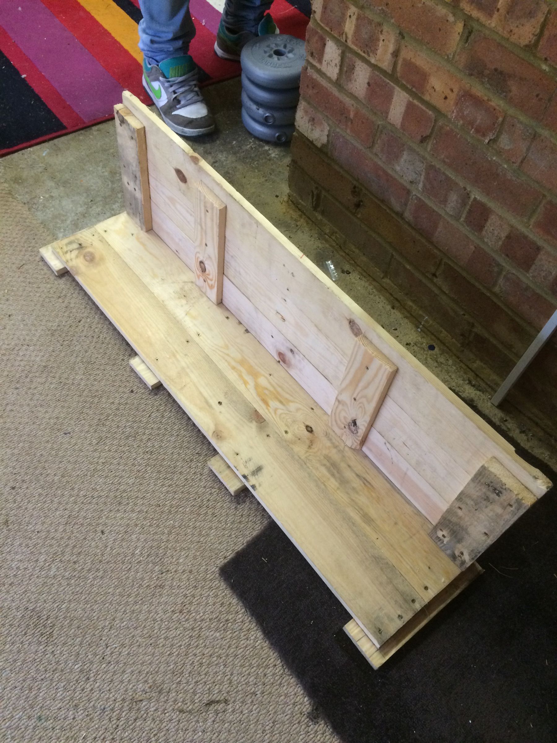 Pallet Herb Trough : 3 Steps (with Pictures) - Instructables