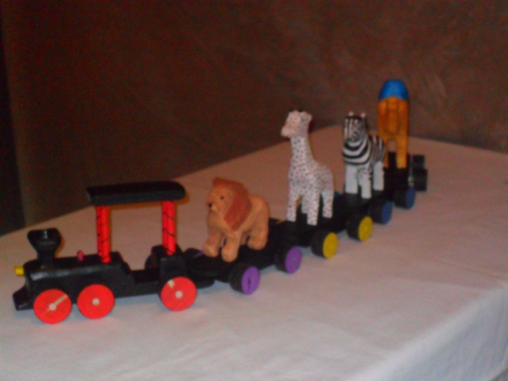 Iris' Wooden Toy Circus Train : 6 Steps (with Pictures) - Instructables