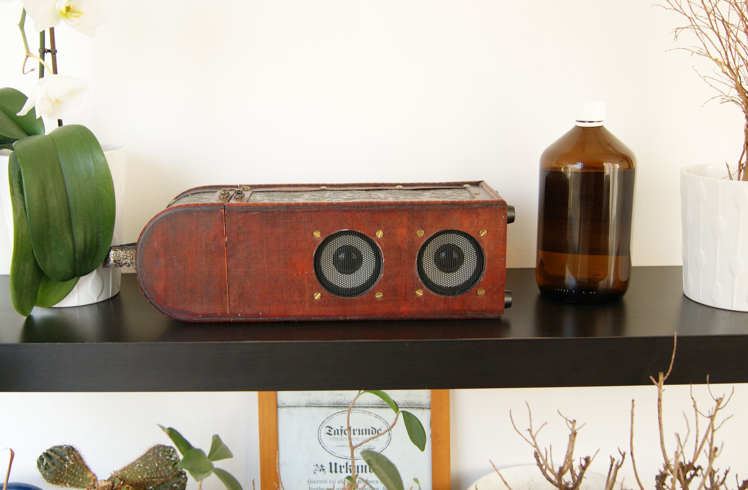 Steampunk Wine-Boom-Box : 9 Steps (with Pictures) - Instructables