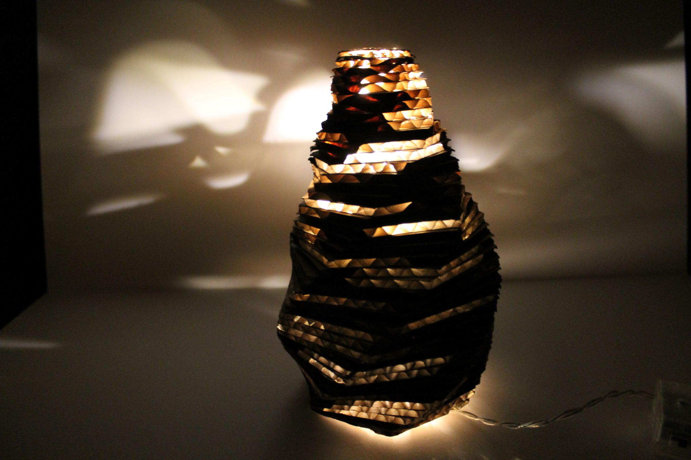 Lasercutting a Twisting Cardboard Lamp : Rhino + Grasshopper : 5 Steps ...