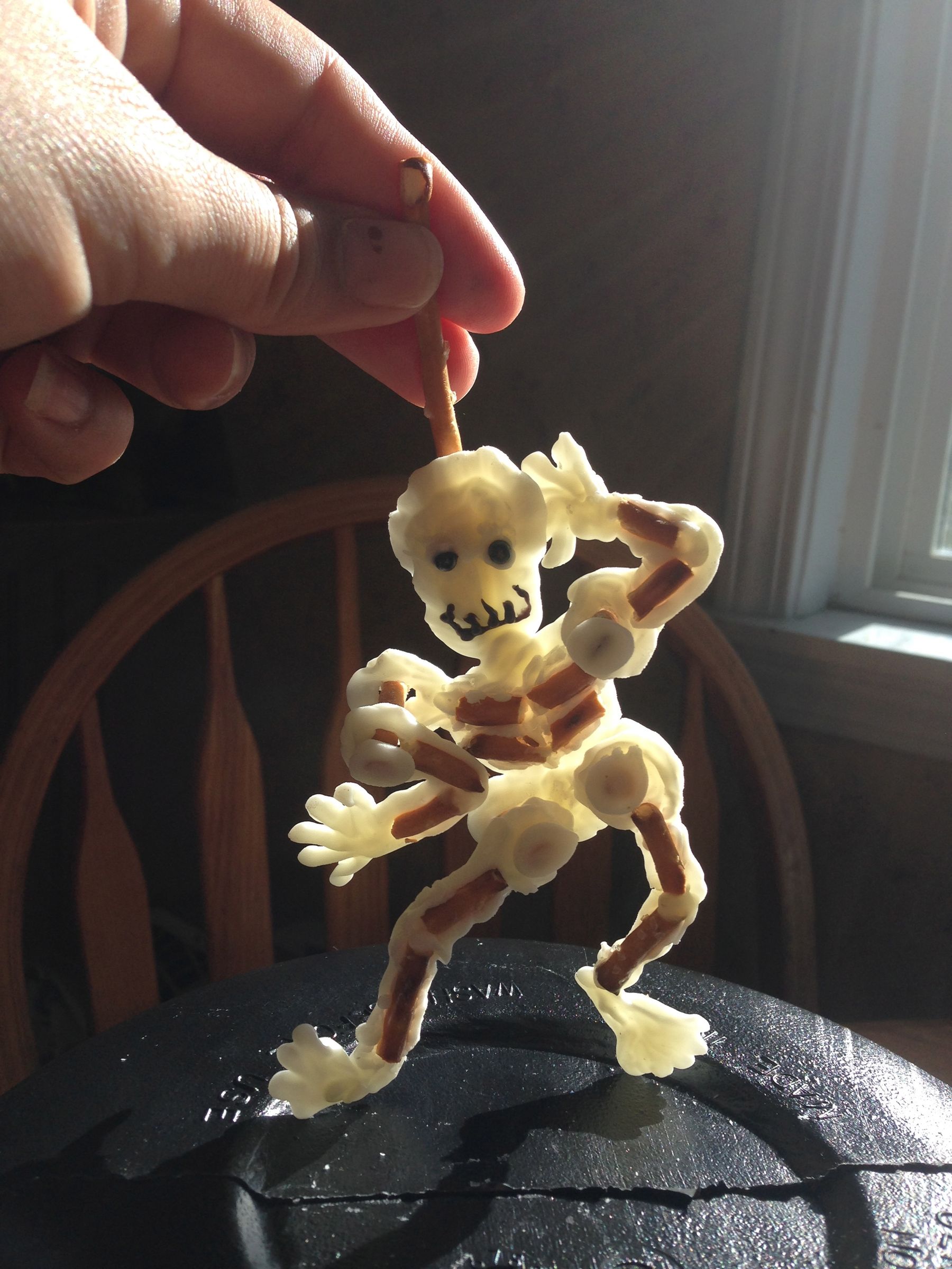 DANCING SKELETON TREATS : 6 Steps (with Pictures) - Instructables