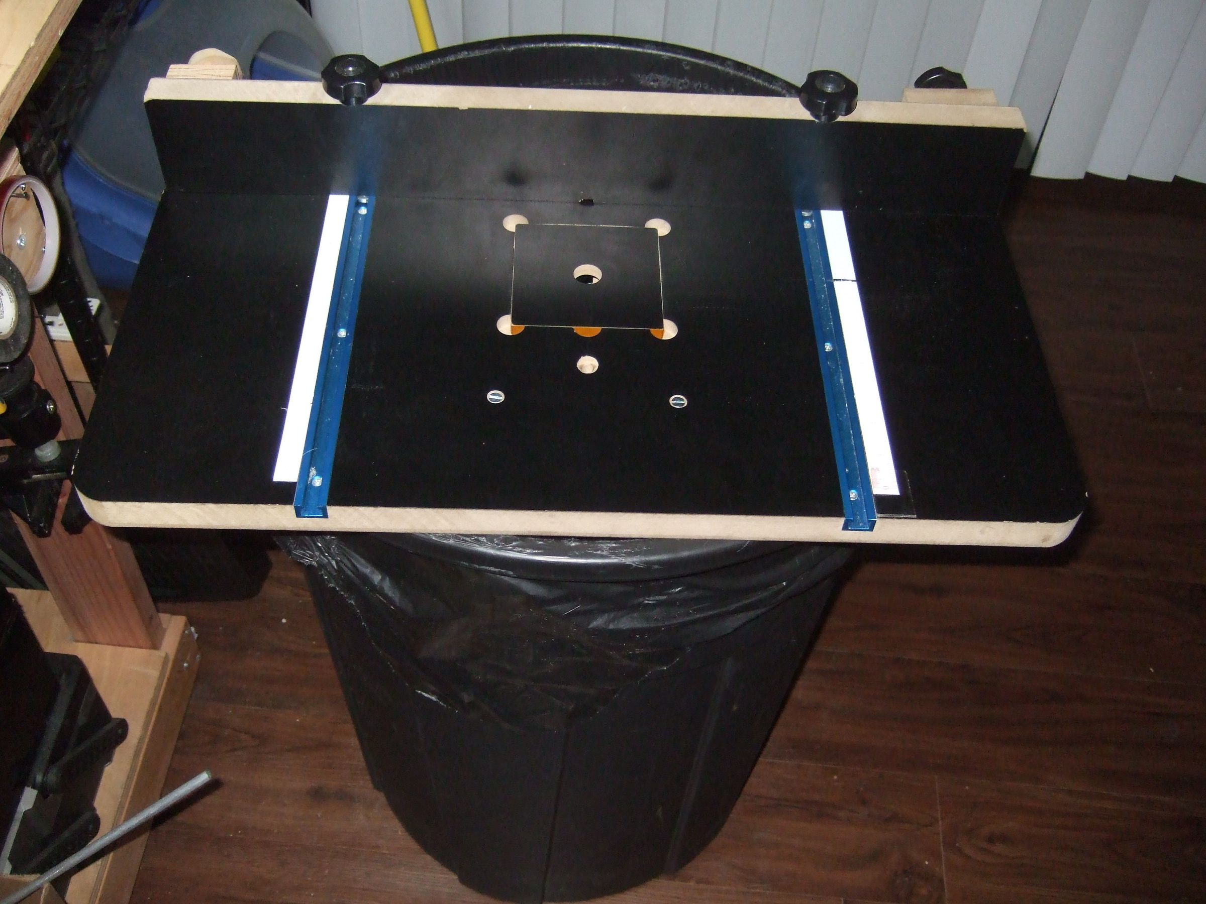 Garbage Can Dremel Router Table Table : 8 Steps (with Pictures ...