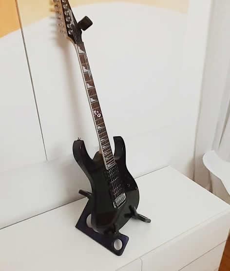 Simple Elegant Guitar Stand : 4 Steps (with Pictures) - Instructables