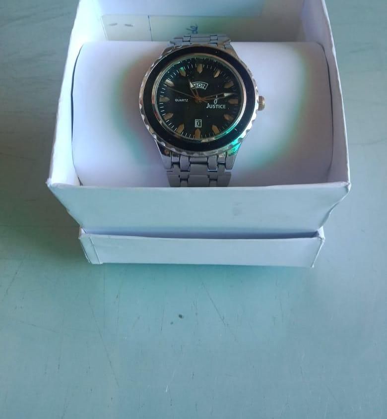 How to Create a Watch Gift Box Using an Old Cardboard Sheet? : 11 Steps ...