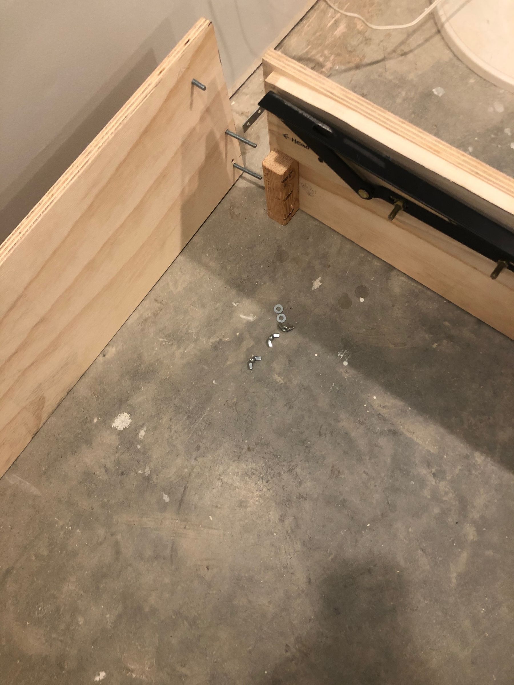 Lift Storage Bed Easy to Move : 14 Steps (with Pictures) - Instructables
