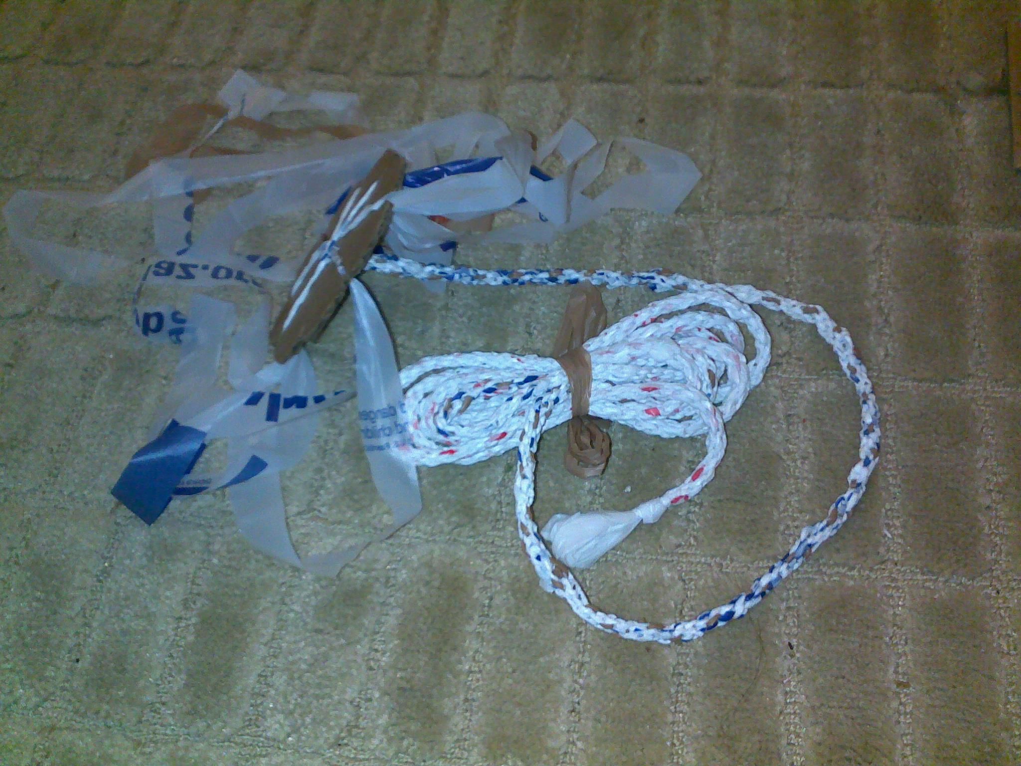 Useful & Durable 7 Strand Rope (cord) From Plastic Shopping Bags : 11 ...