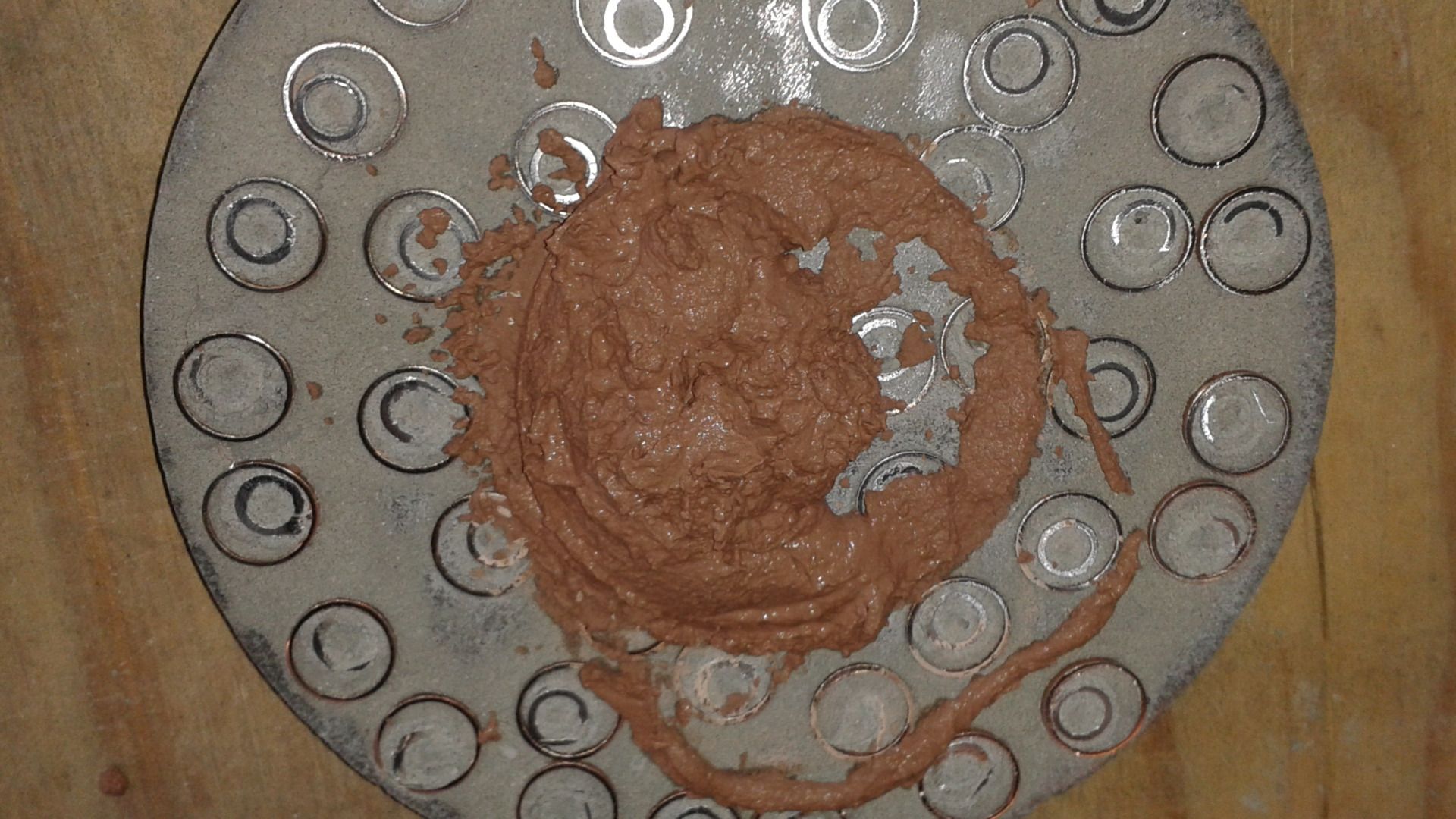 Cast Concrete Tray With Metal Inlay : 5 Steps (with Pictures ...