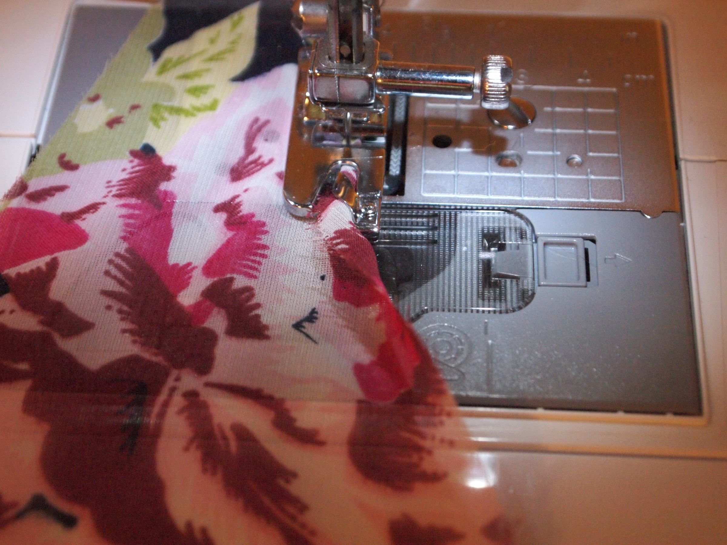 How to Sew a Vintage Style Head-wrap Scarf : 4 Steps (with Pictures ...