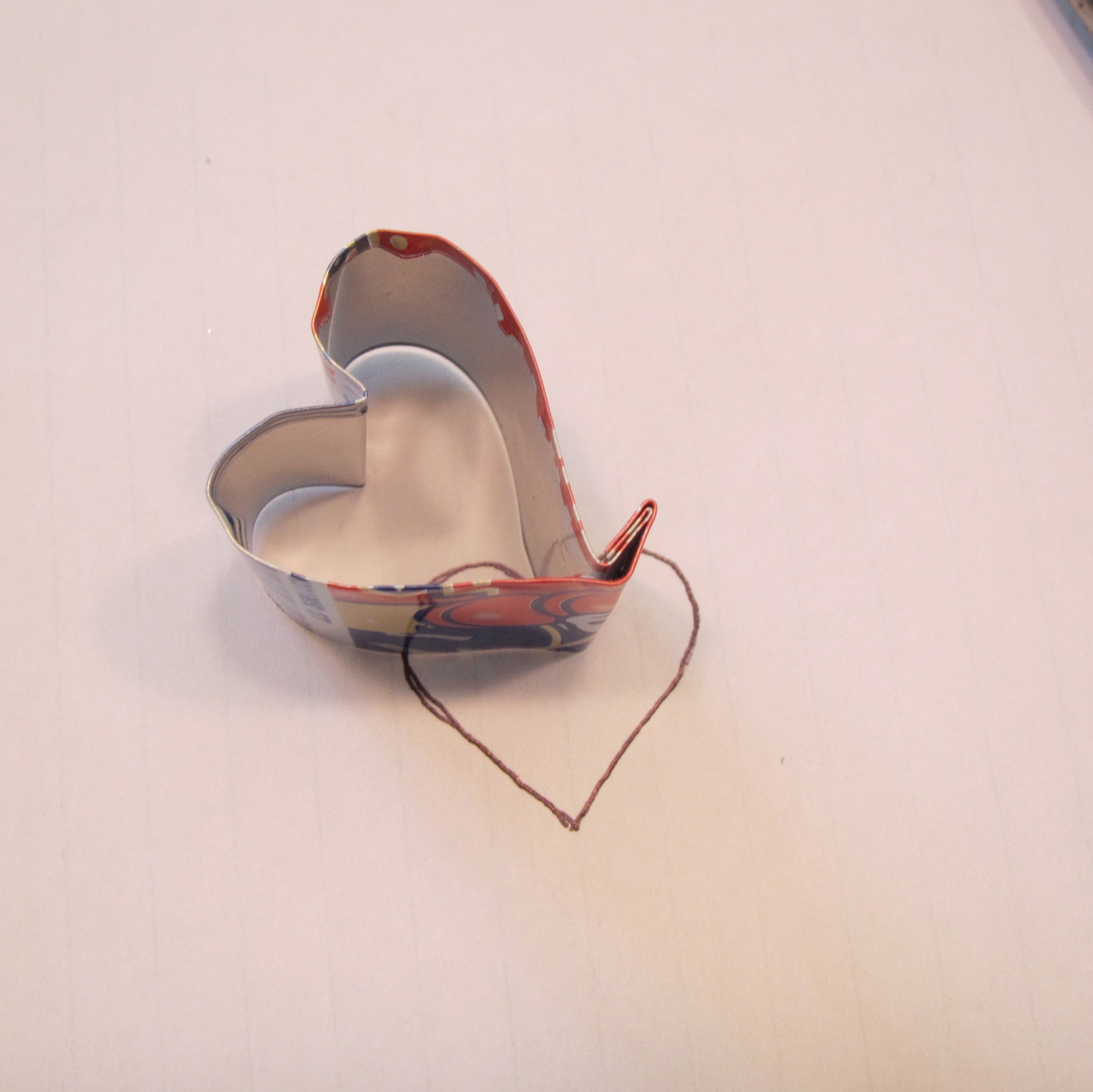 10 Minute Cookie Cutter From Soda Can : 3 Steps (with Pictures ...