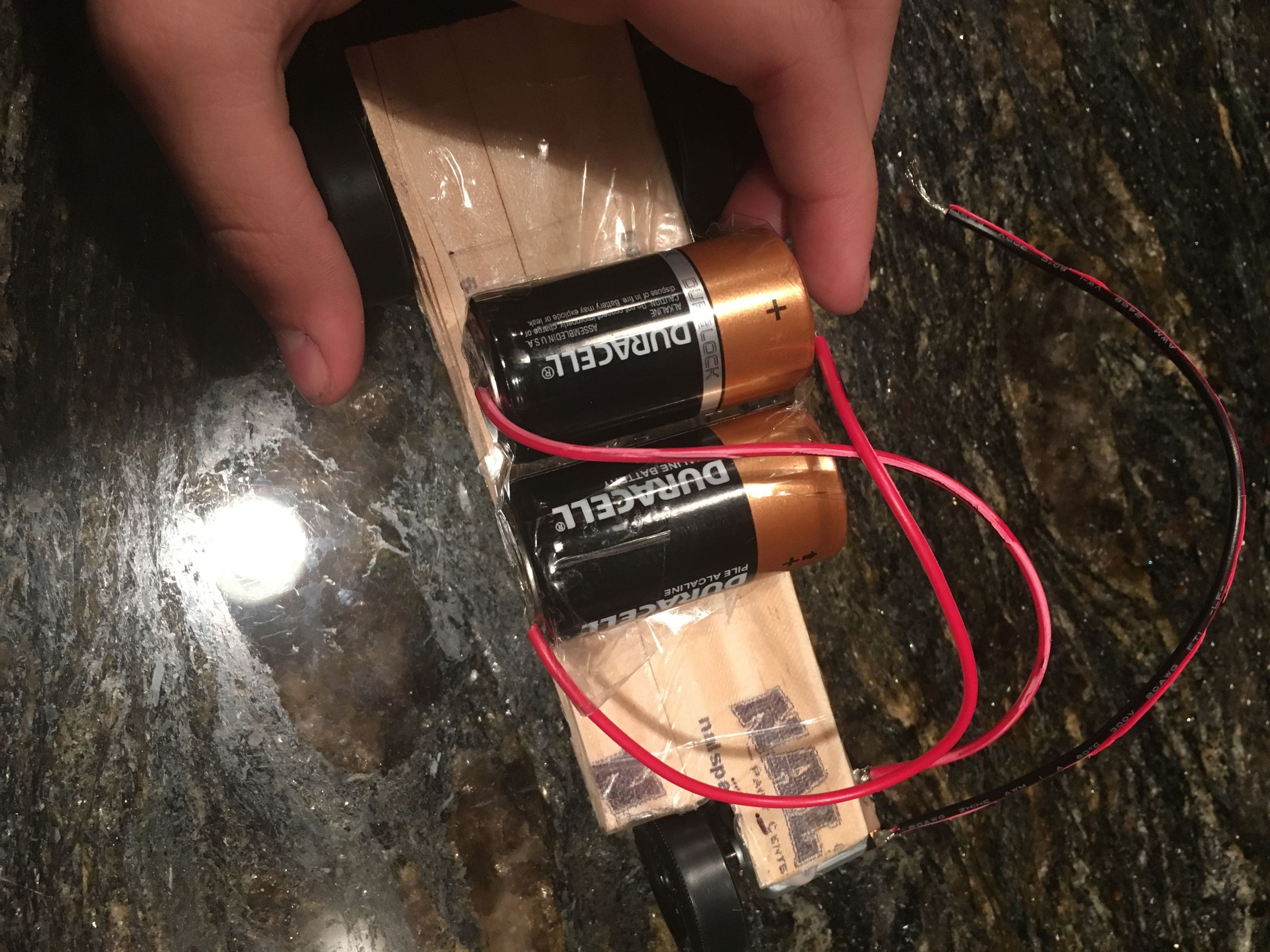 Simple Curcuit Car : 5 Steps - Instructables