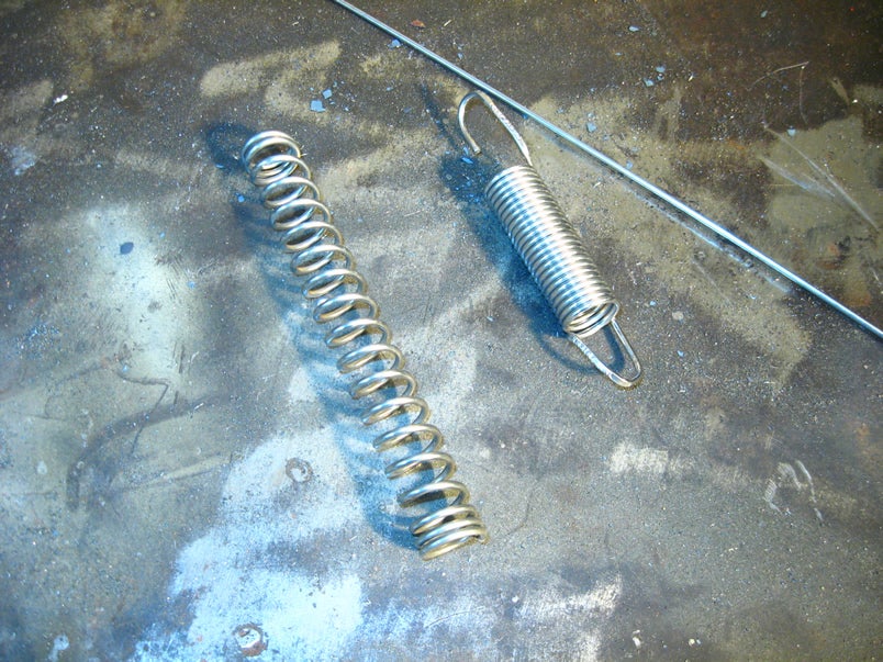 Make Your Own Springs in Seconds : 3 Steps (with Pictures) - Instructables
