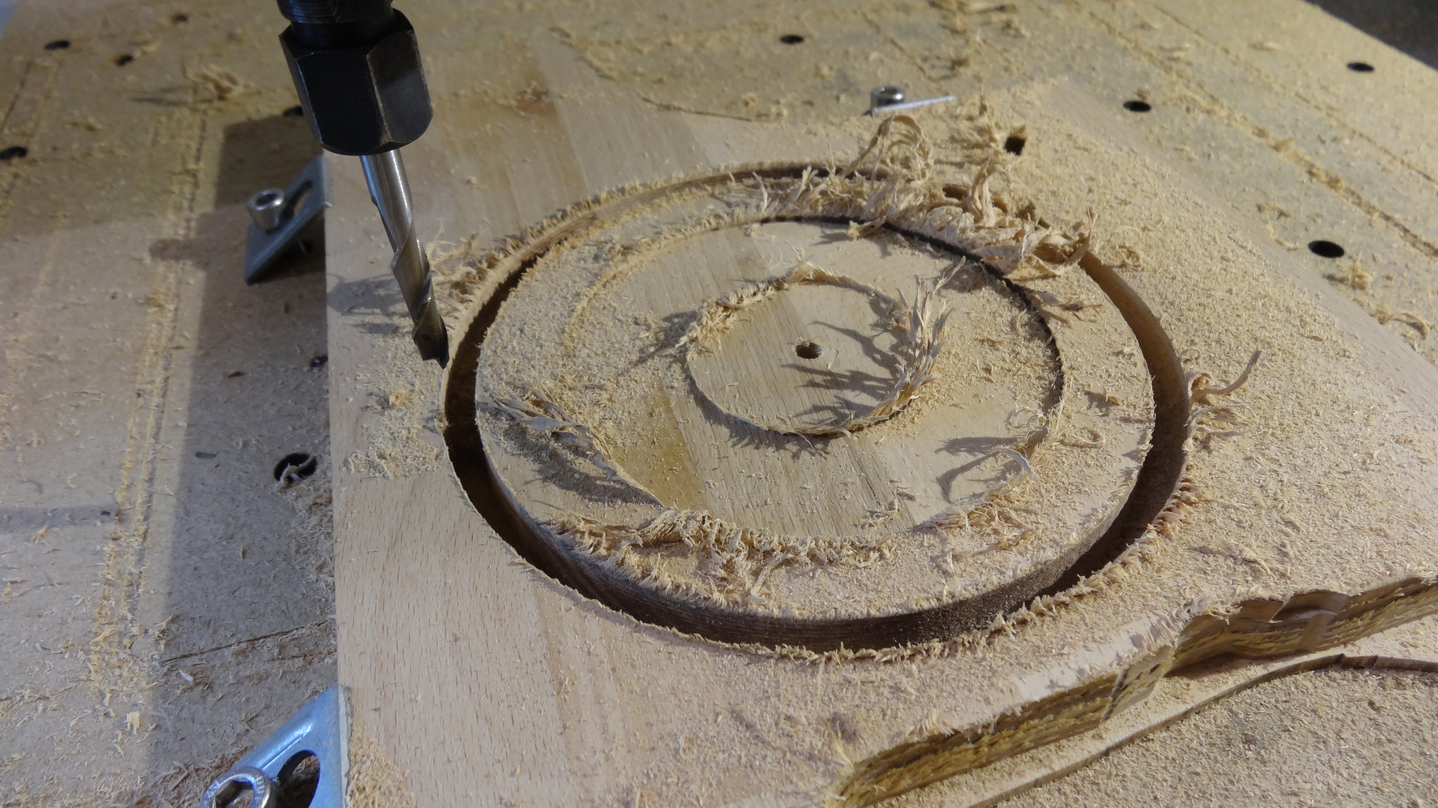 Knit Like a Pro: the Wool Dispenser : 4 Steps (with Pictures ...