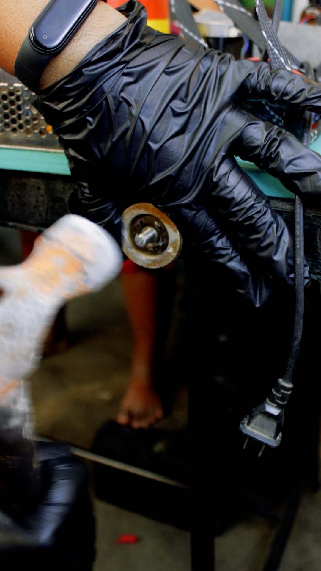 How to Fix a Broken Electric Fan: Motor Humming Sound | Rotor Not ...