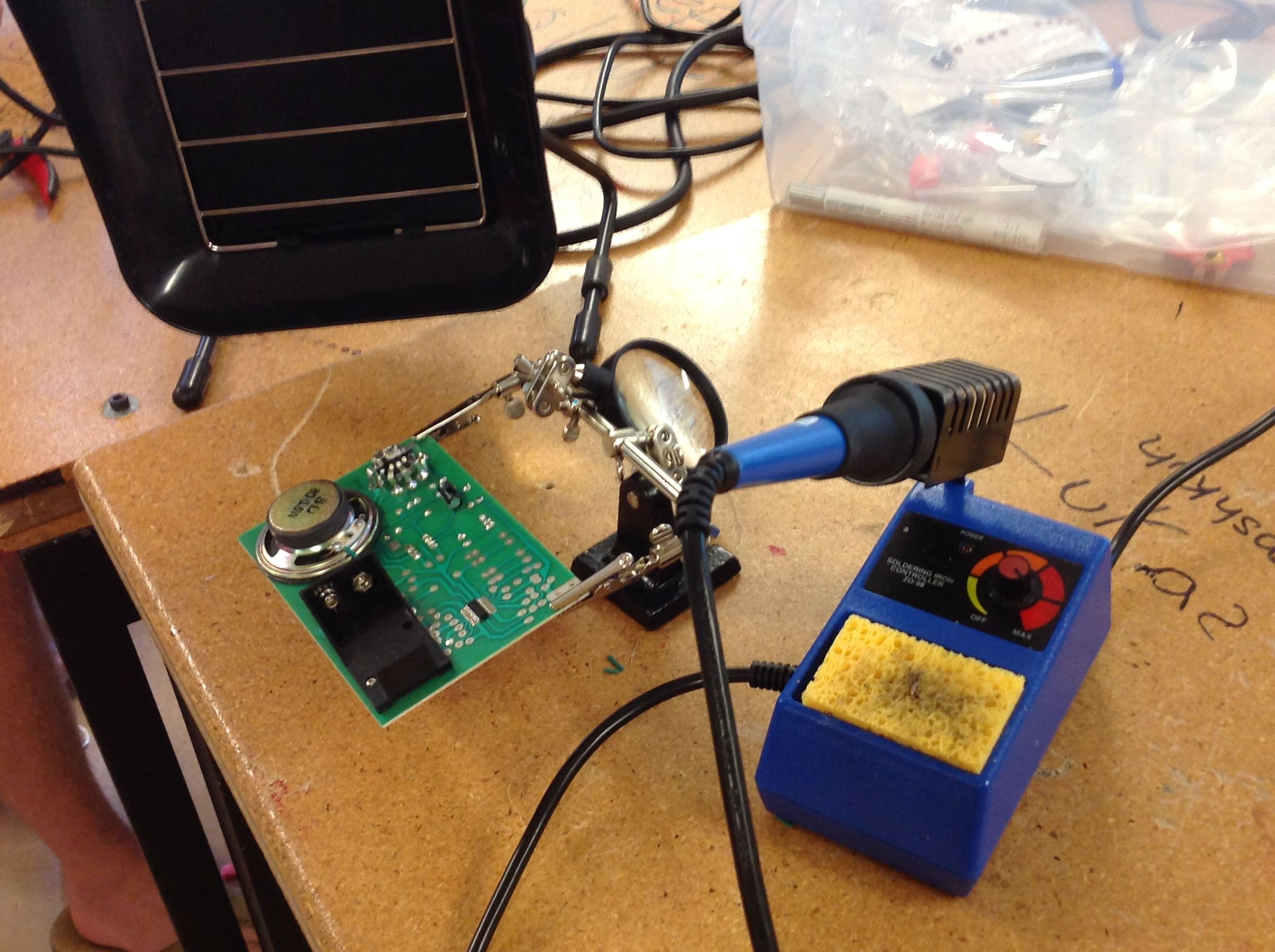 How to Solder: Tips and Tricks : 15 Steps - Instructables