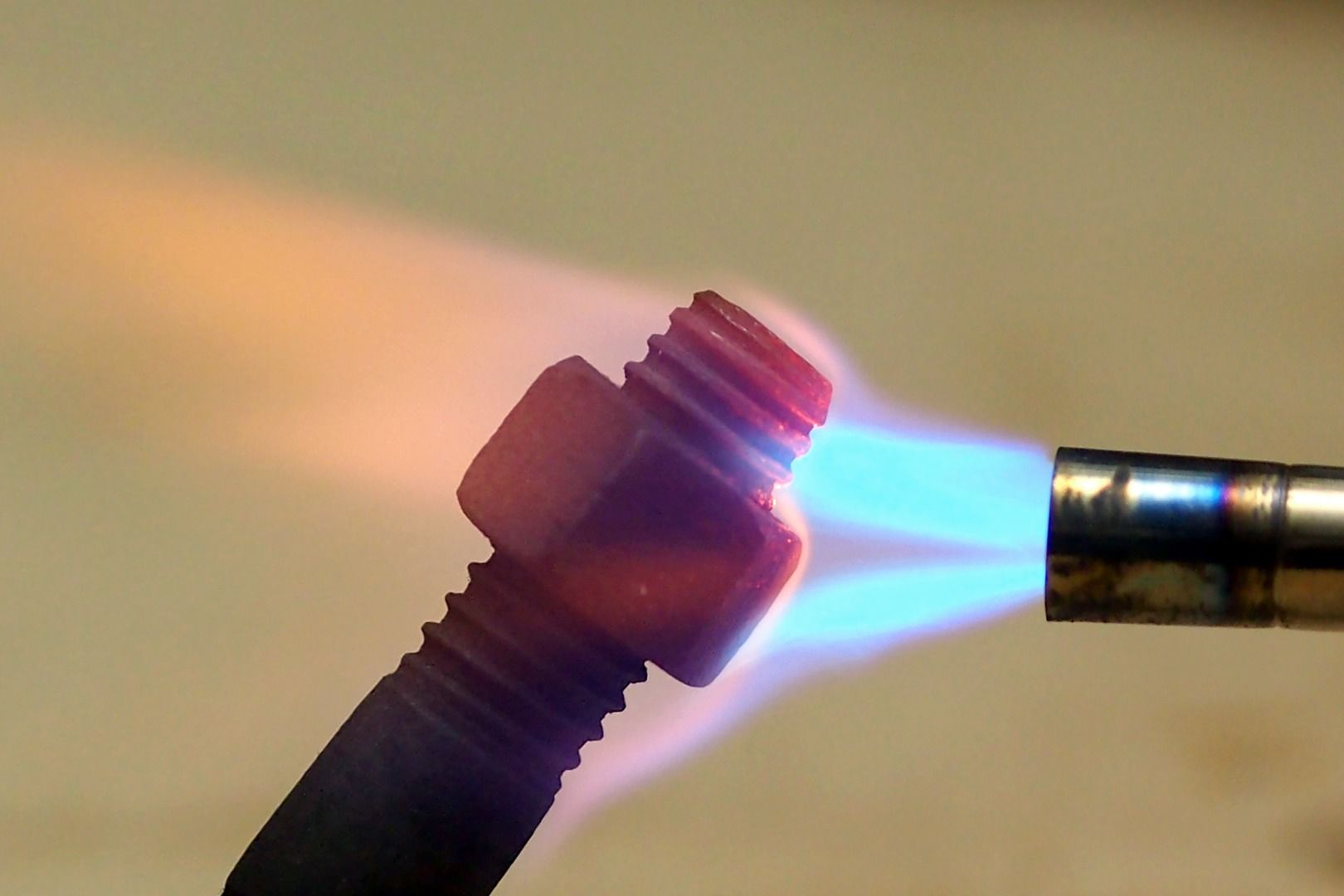 How to Remove a Stubborn Nut/Bolt : 15 Steps (with Pictures ...