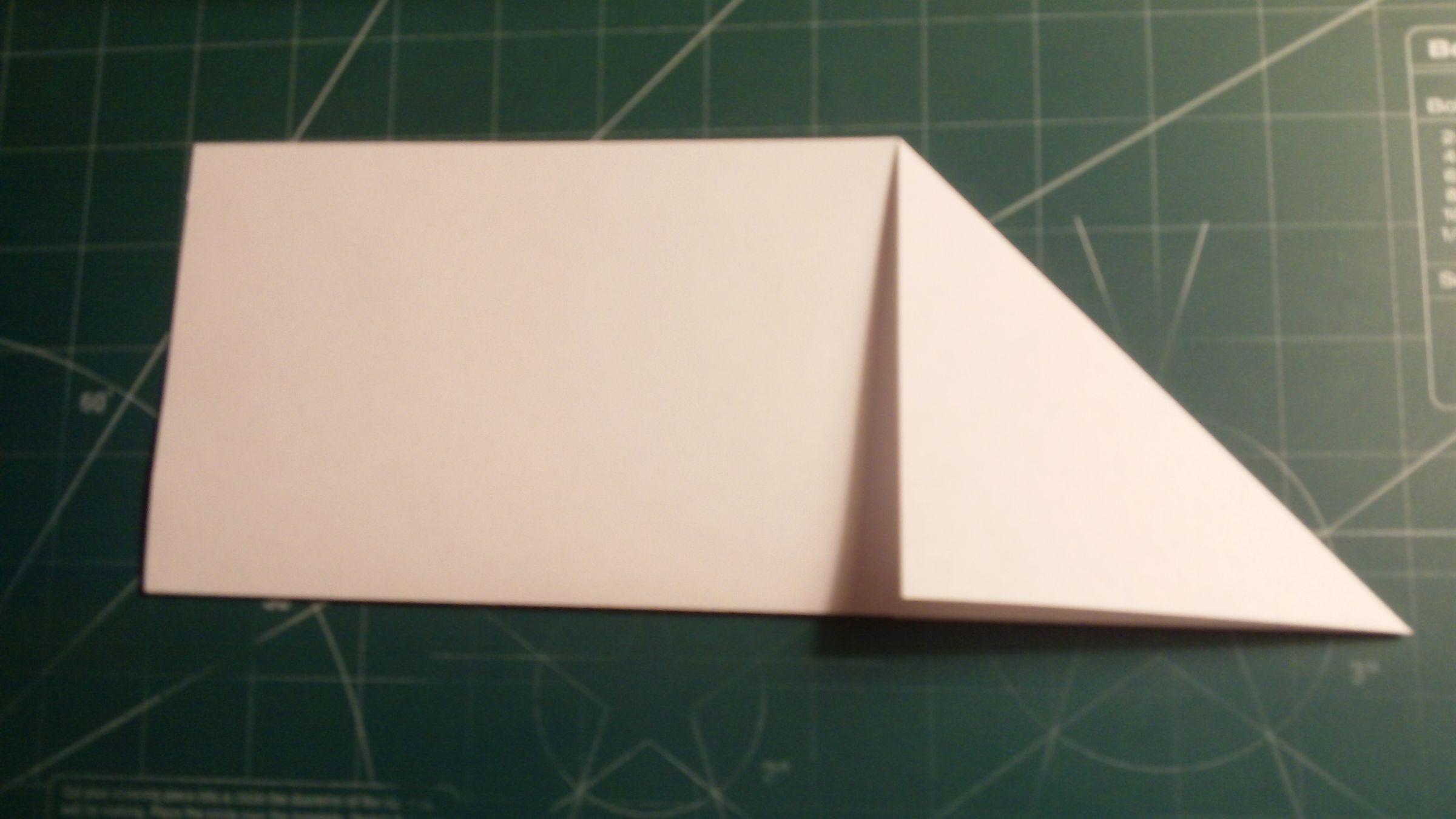 How to Make the Leopard Paper Airplane : 8 Steps - Instructables