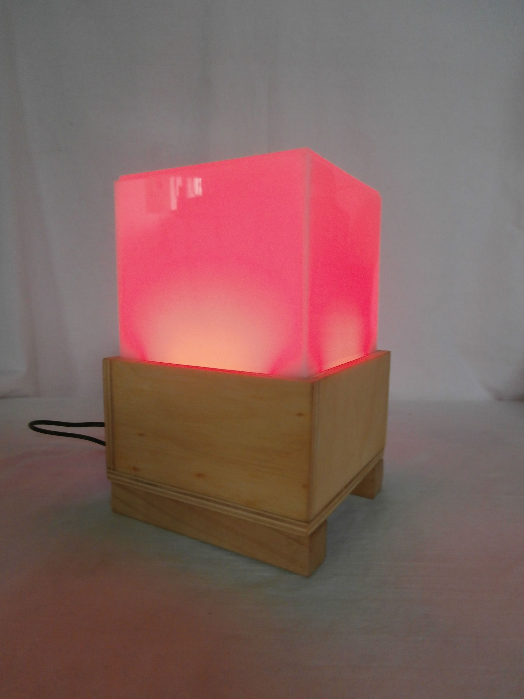 Laura: Emotional Compass Lamp : 5 Steps (with Pictures) - Instructables
