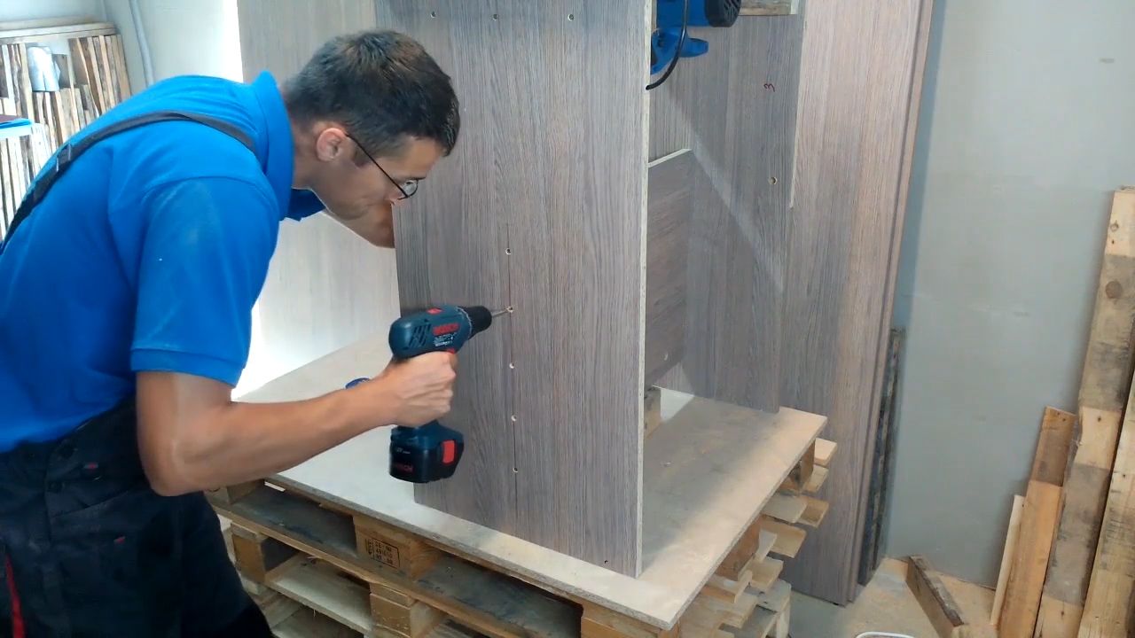 How to Make a Homemade Table Saw With Circular Saw : 6 Steps (with ...