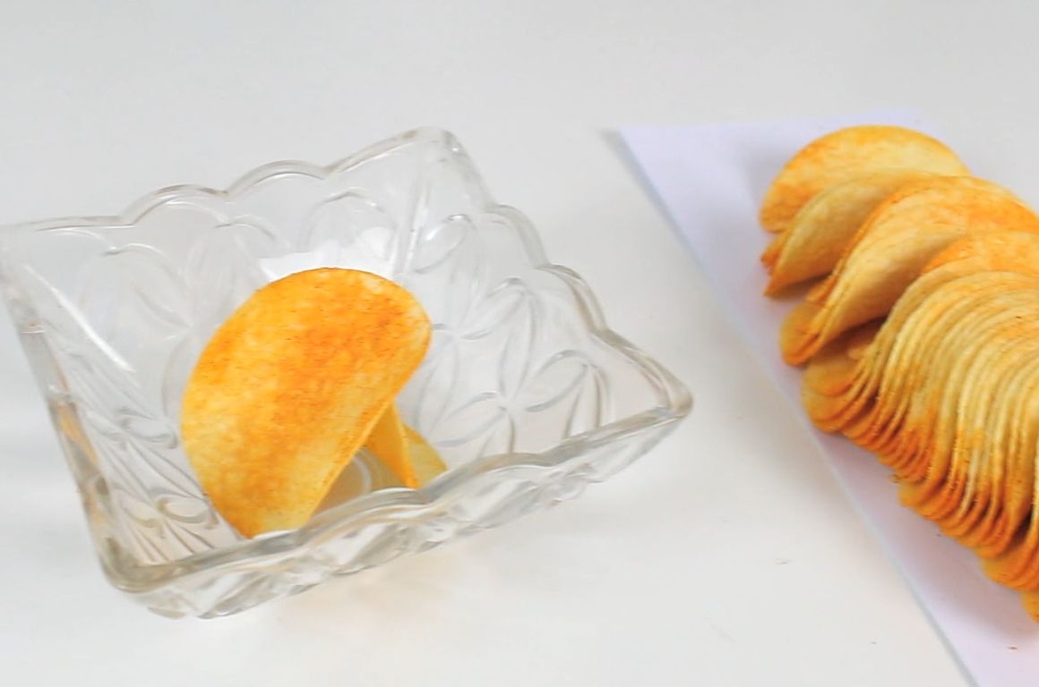 5 Pringles Tricks | Simple Life Hacks : 5 Steps (with Pictures ...