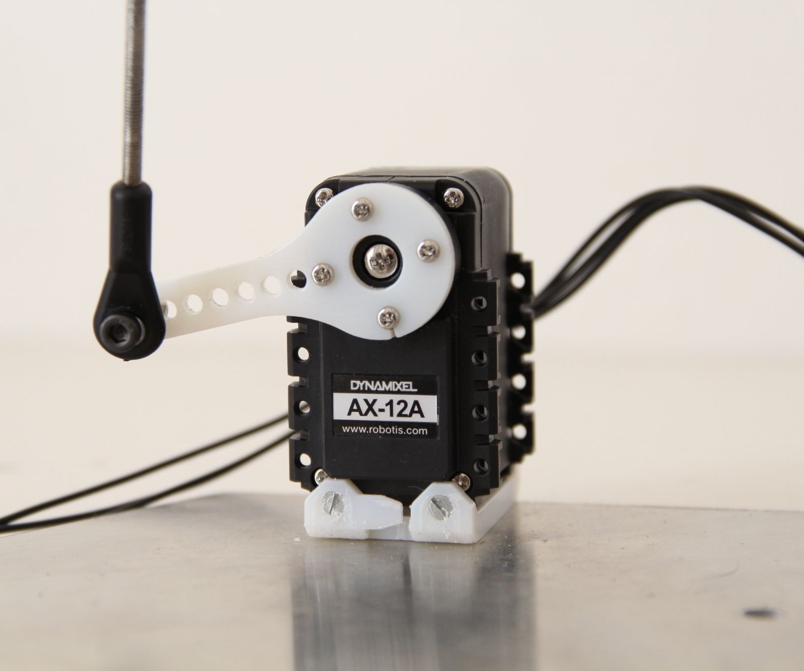 How to Drive Dynamixel AX-12A Servos (with a RaspberryPi) : 6 Steps ...