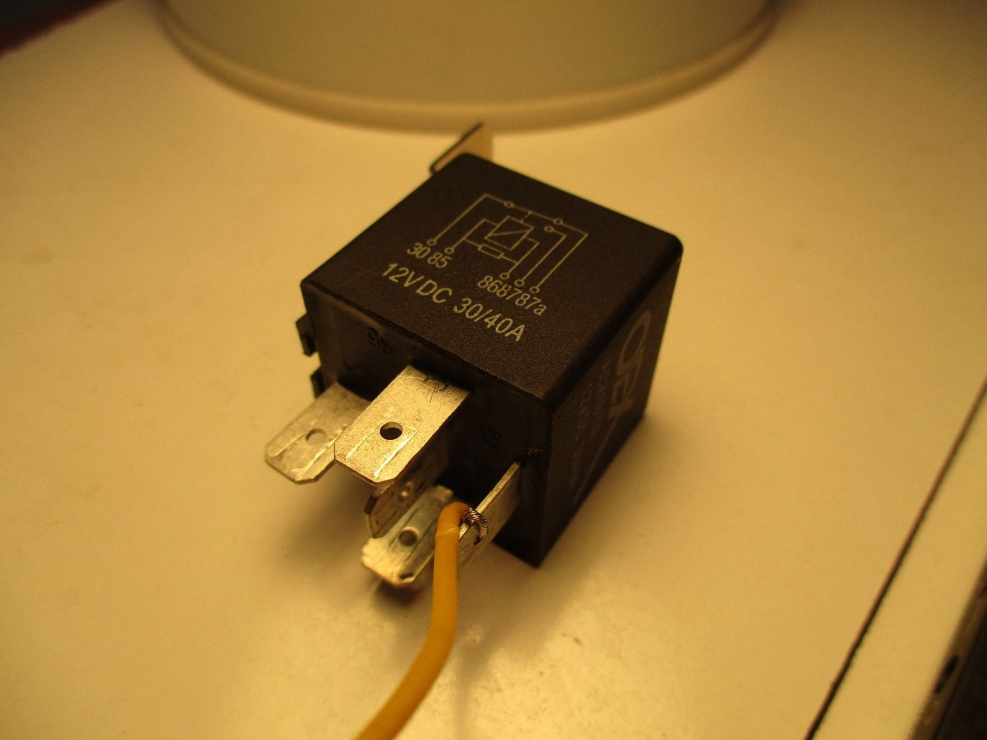 Latching / Locking Relay Circuit : 4 Steps - Instructables