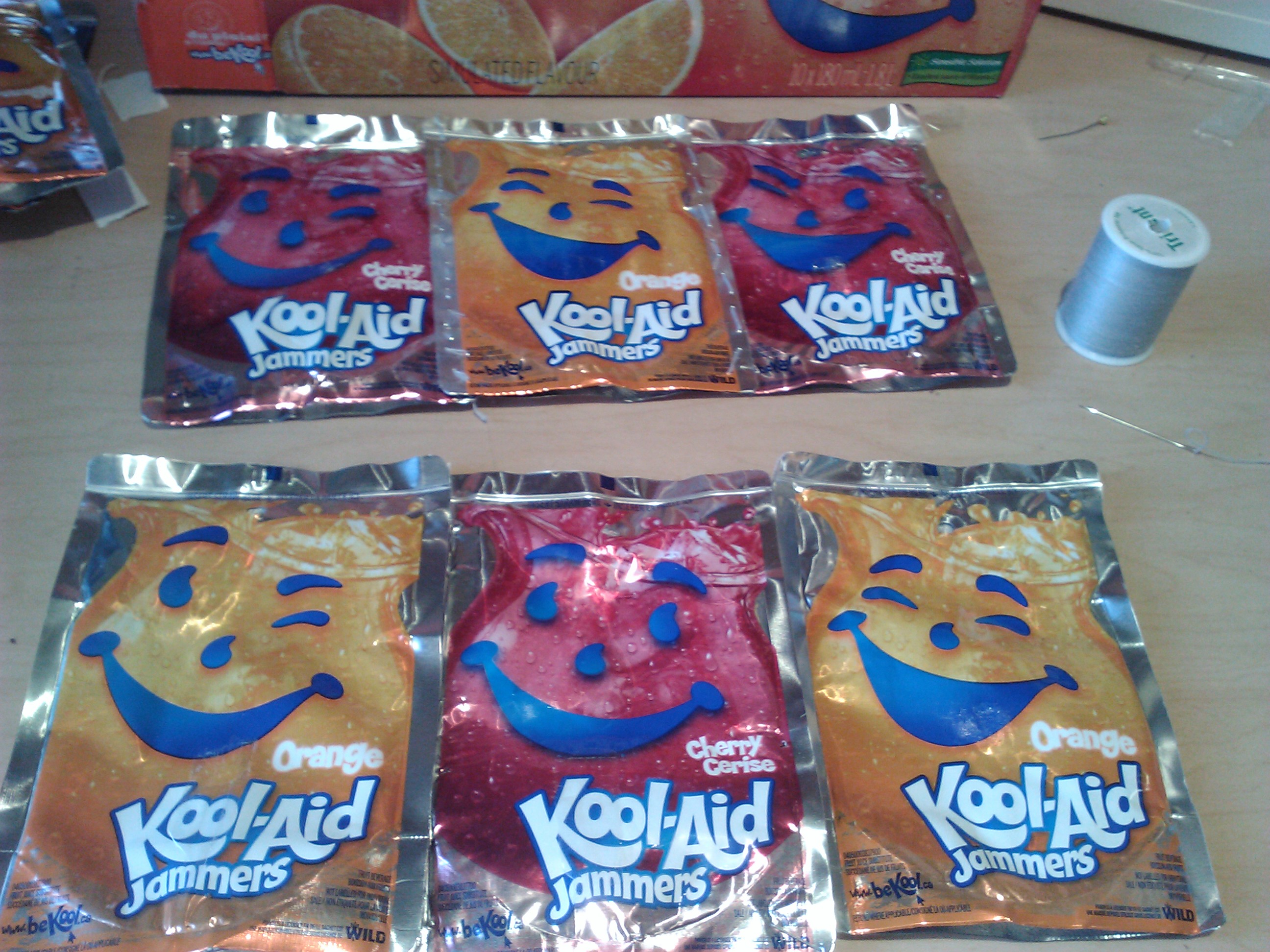 How to Make a Kool-aid Bag and Wallet : 9 Steps - Instructables