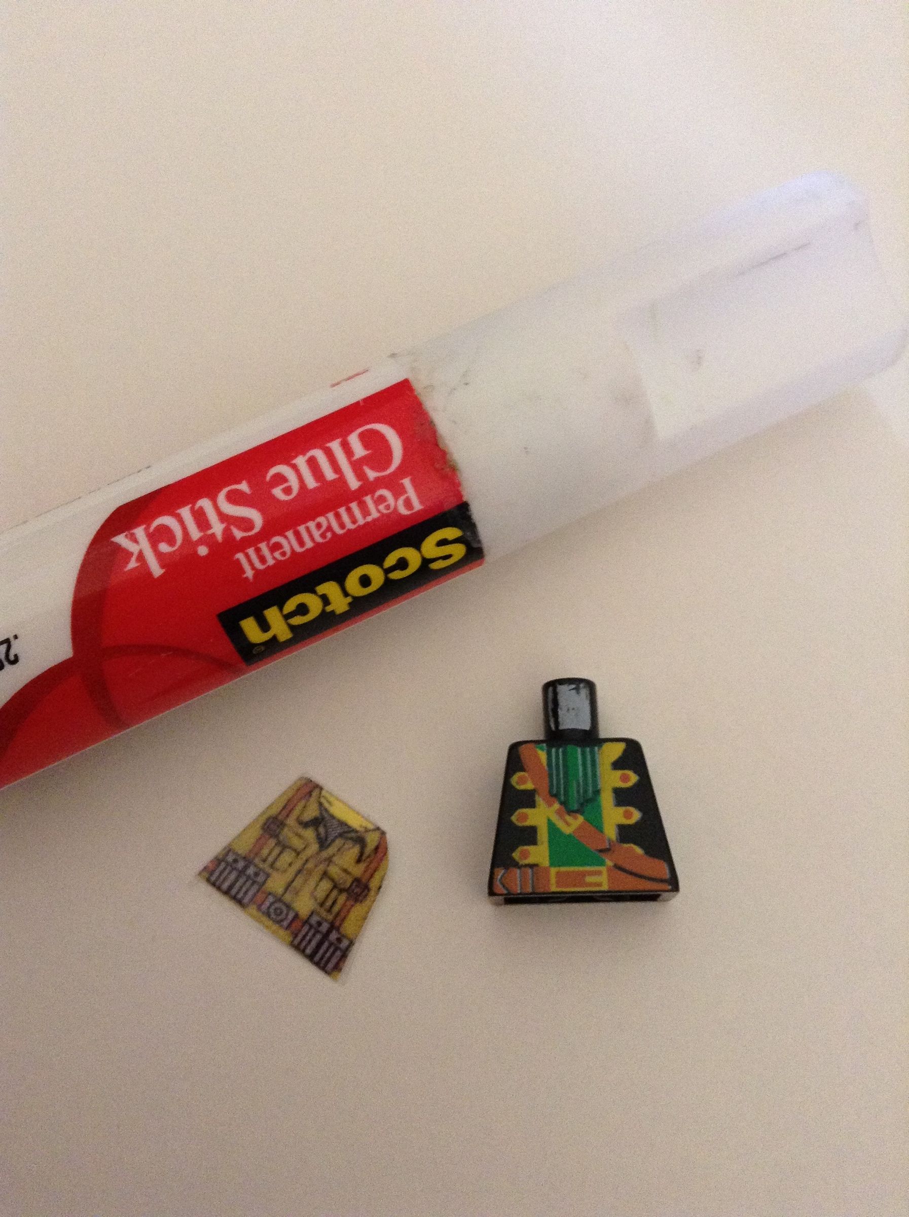 How to Change Lego Minifigure Torso Decals : 8 Steps - Instructables