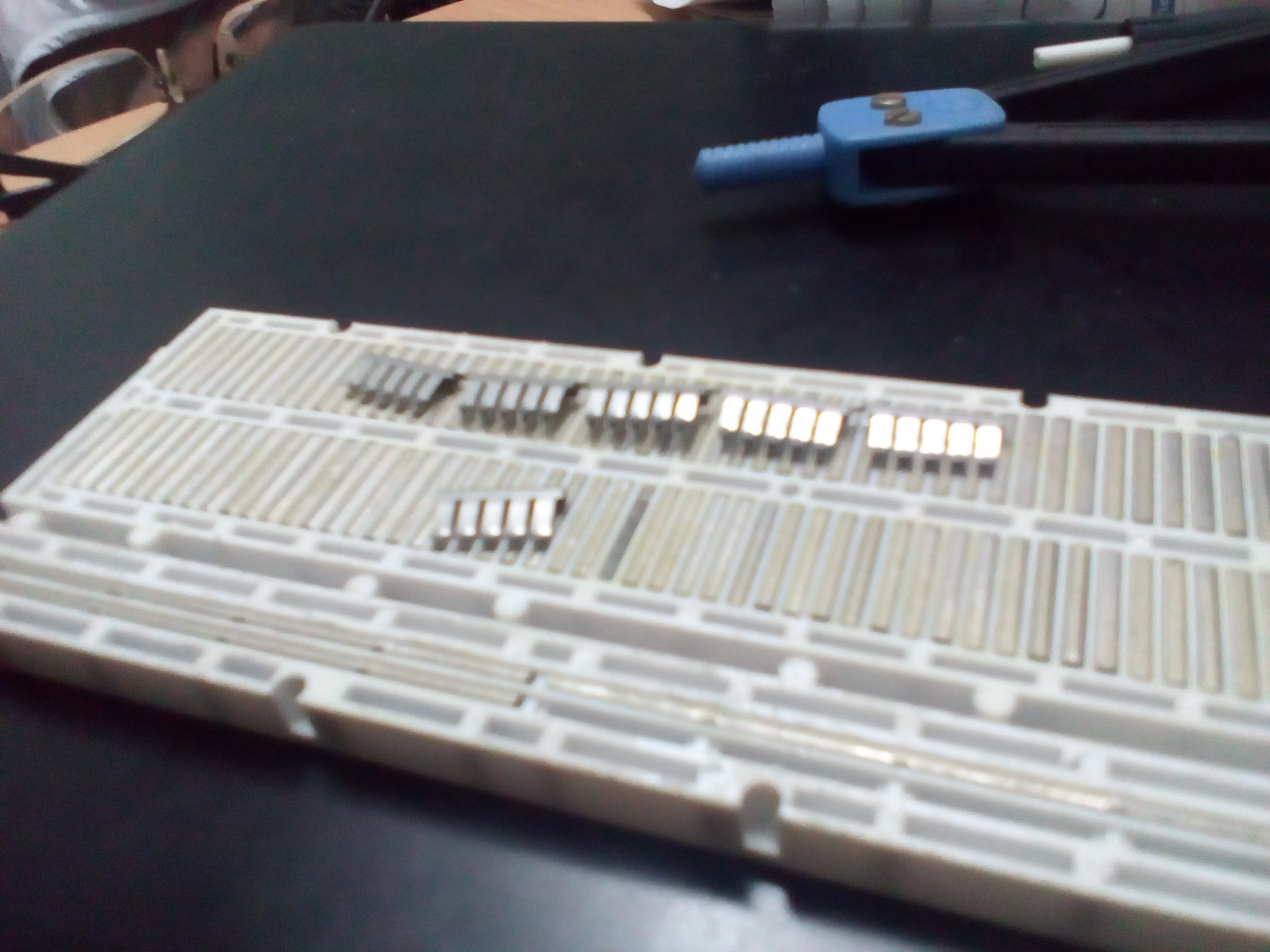 Breadboard Tutorial- What Is Inside the Board! : 3 Steps - Instructables