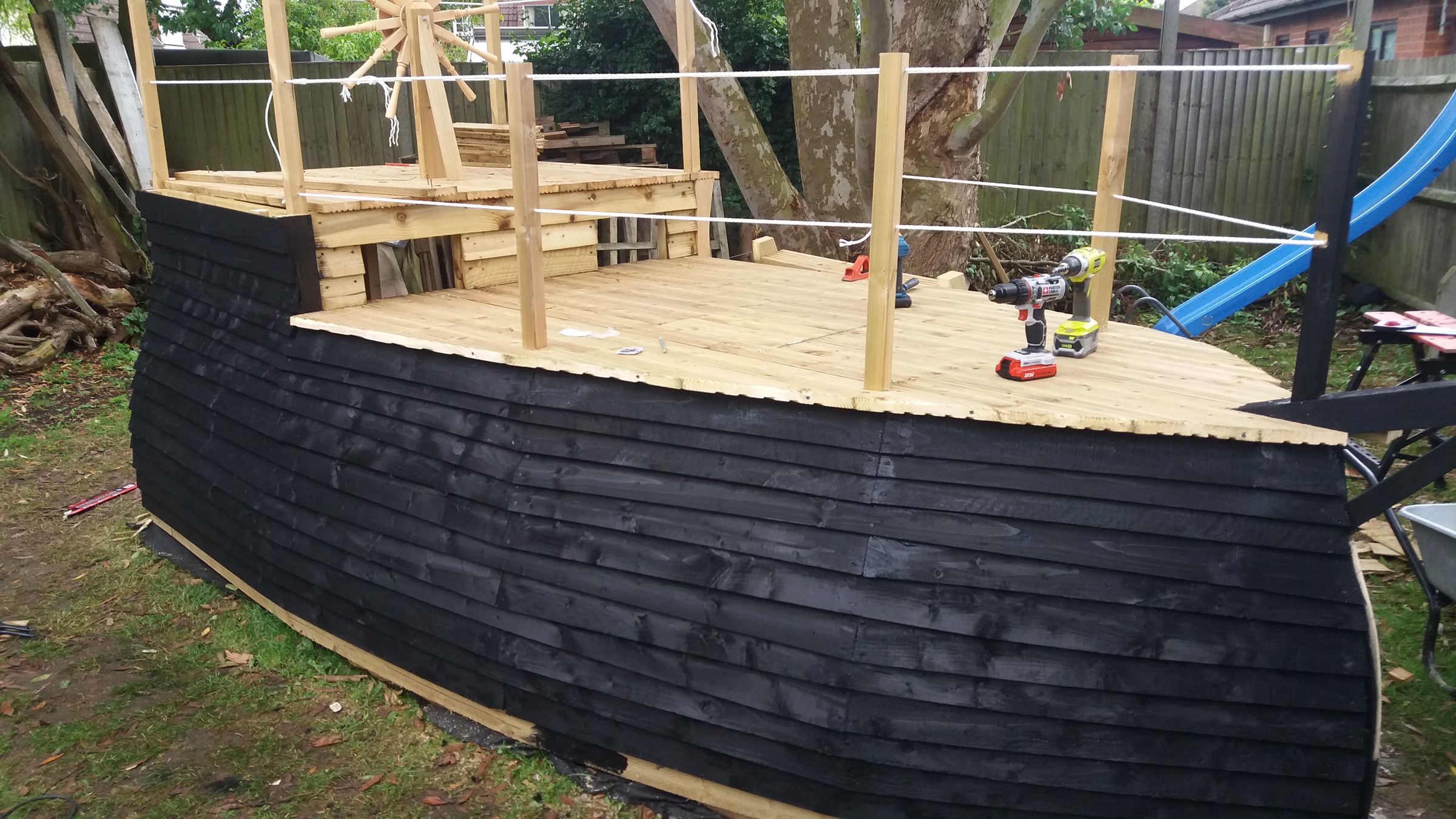 How to Make Your Own Pirate Ship Playhouse : 9 Steps (with Pictures ...