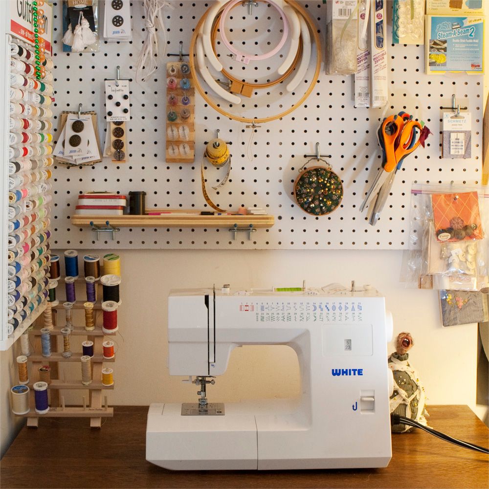 Closet Sewing Space : 4 Steps (with Pictures) - Instructables