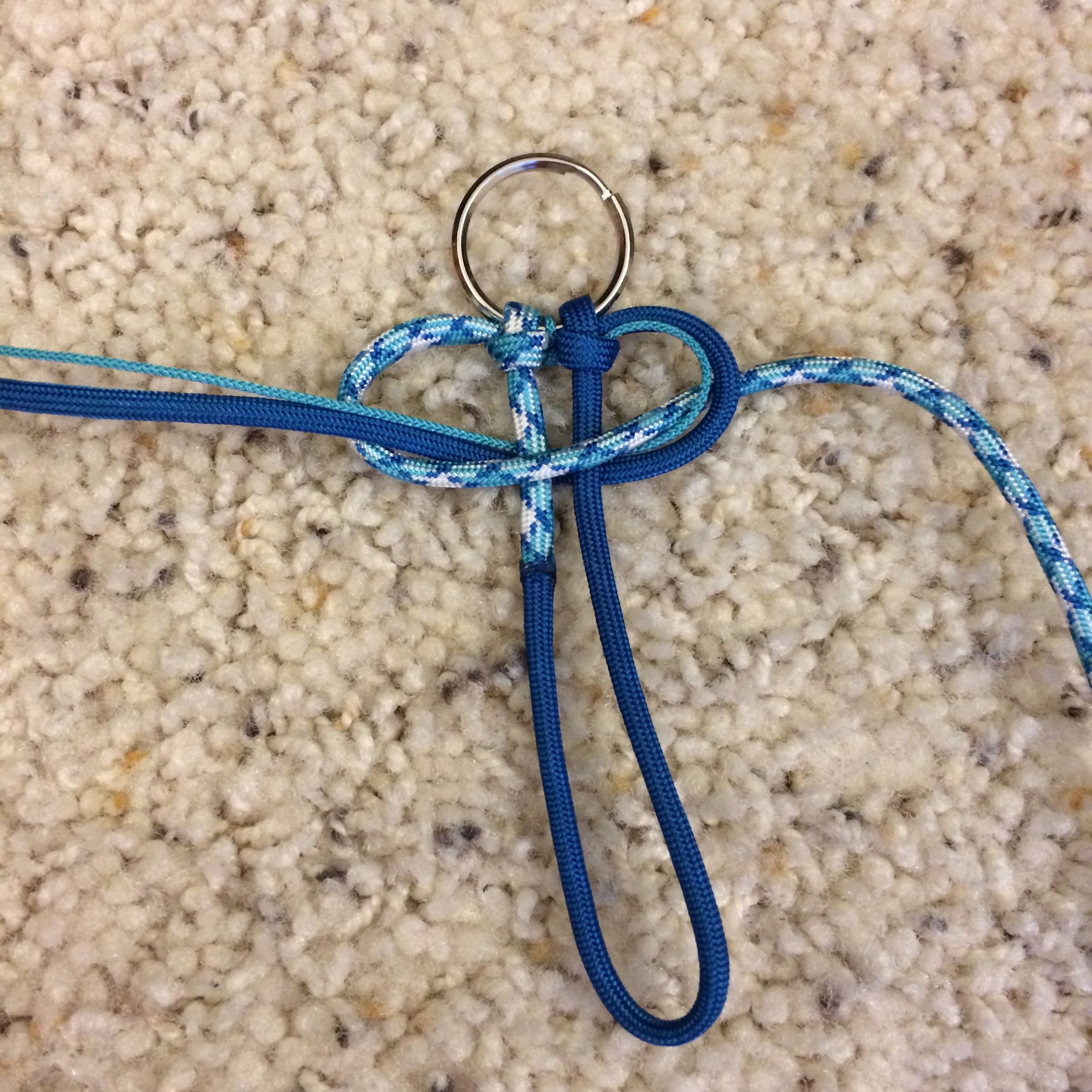 Paracord Keychain Instructions : 6 Steps - Instructables