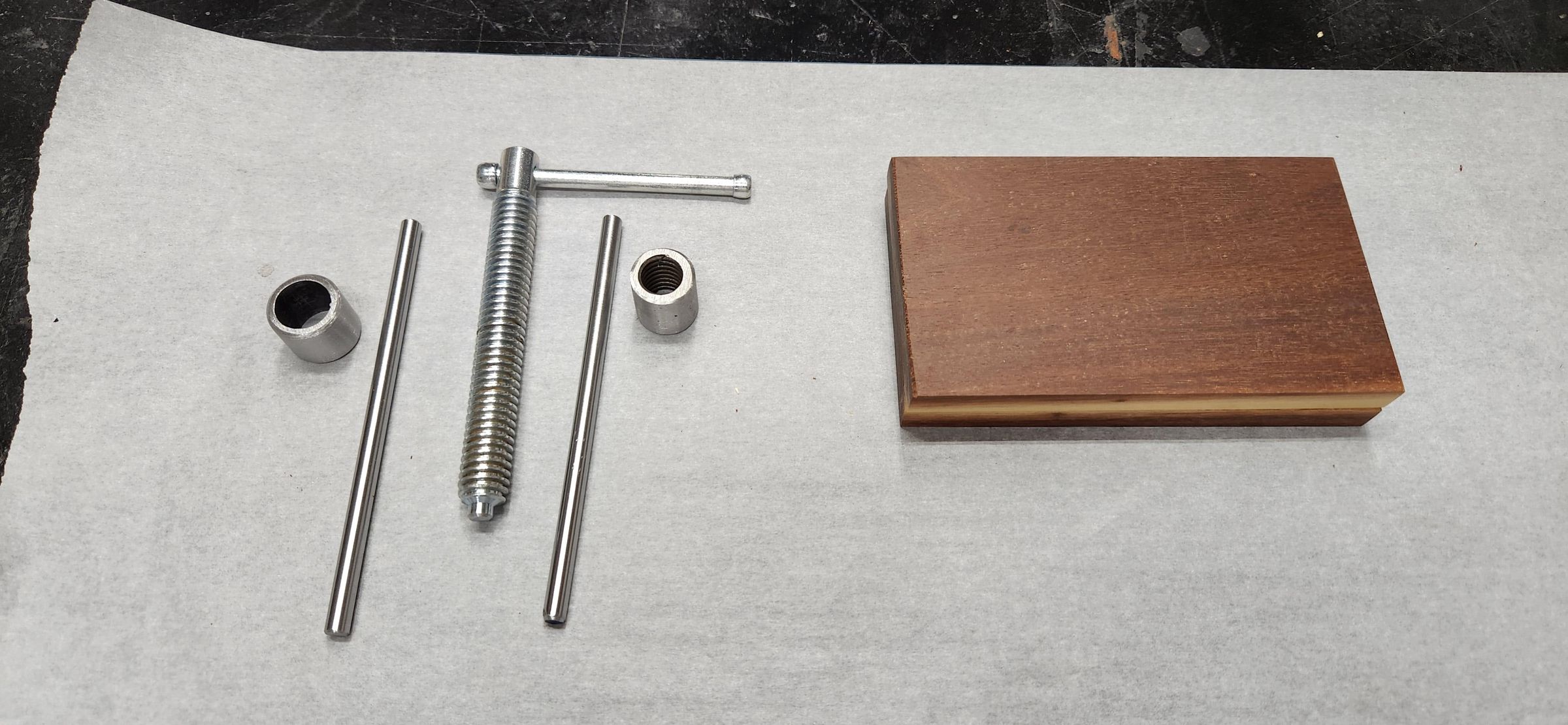 Small Woodworking Vice for My Mini Tabletop Workbench : 30 Steps (with ...