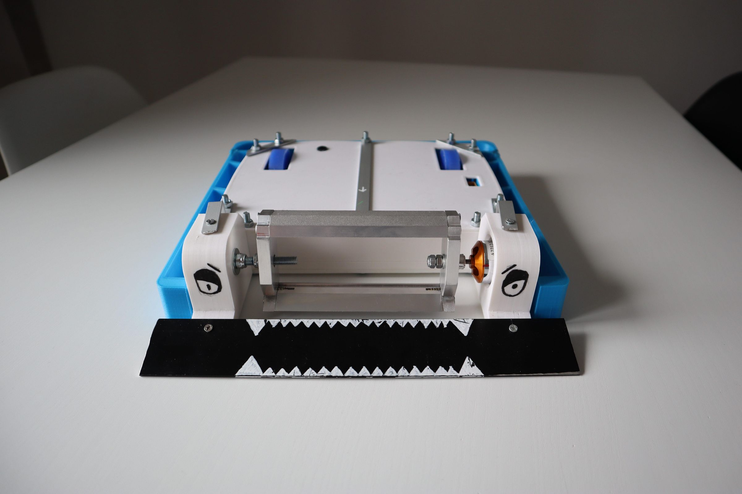 Robô Battle Bots : 4 Steps - Instructables