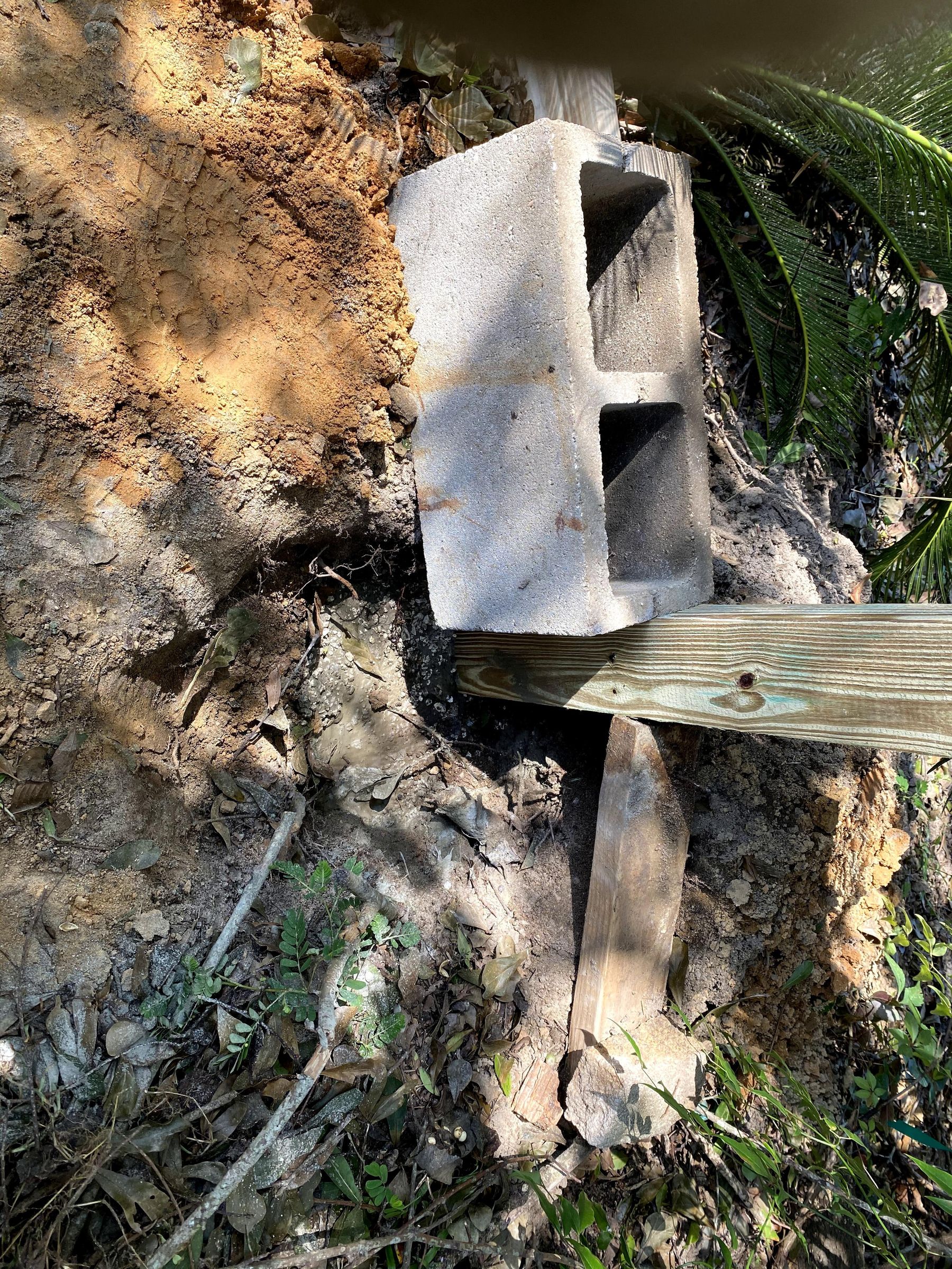 Build a Dog-Ear Fence From Scratch : 5 Steps (with Pictures ...