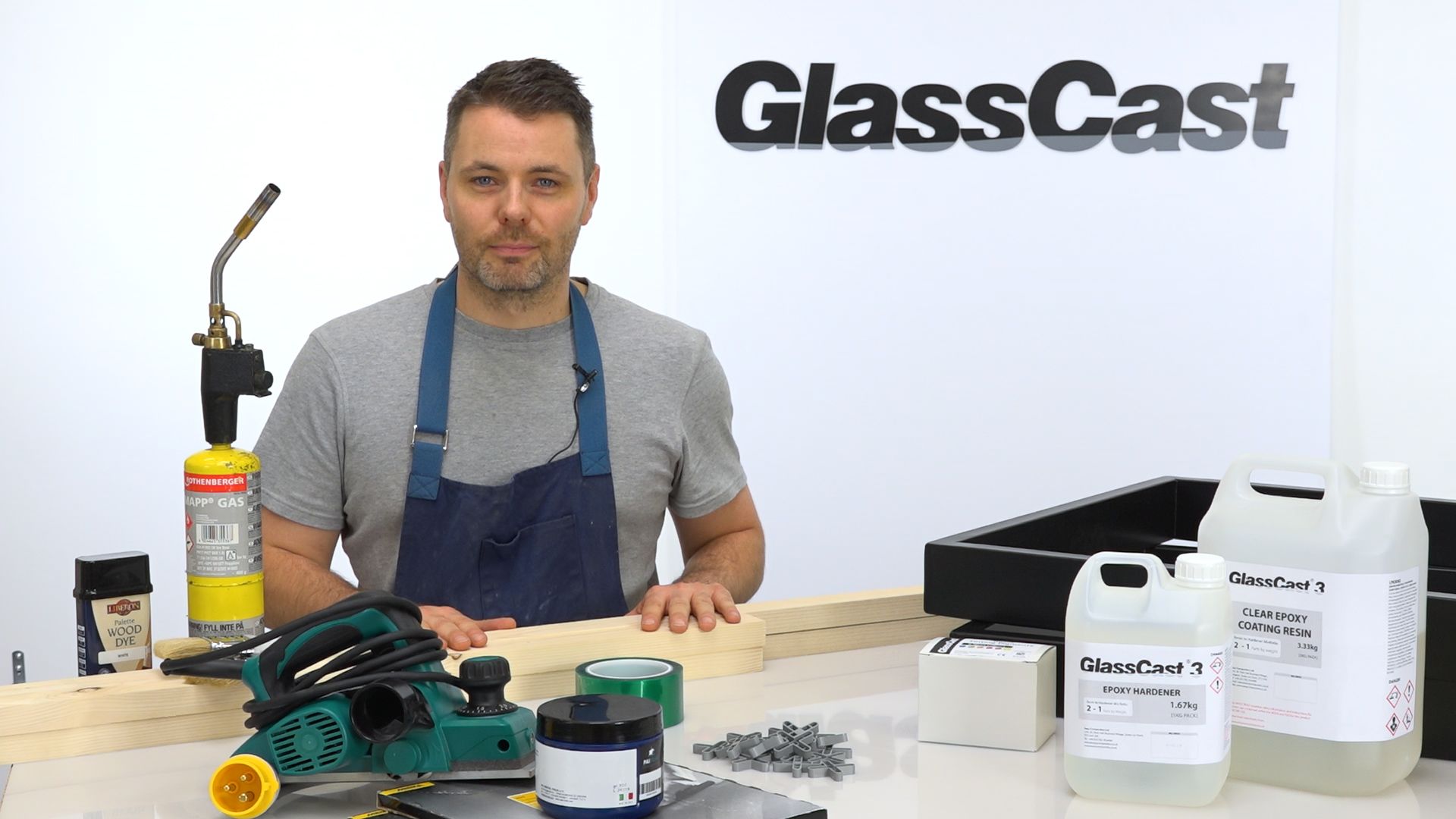 DIY RESIN PLANK TABLE - How to Make Your Own Using GlassCast® 3 Clear ...