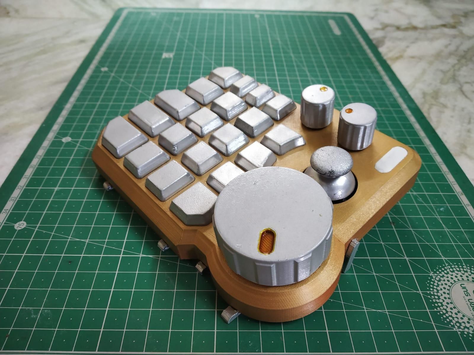 Infinity Macro Pad Using Pi Pico : 16 Steps (with Pictures) - Instructables