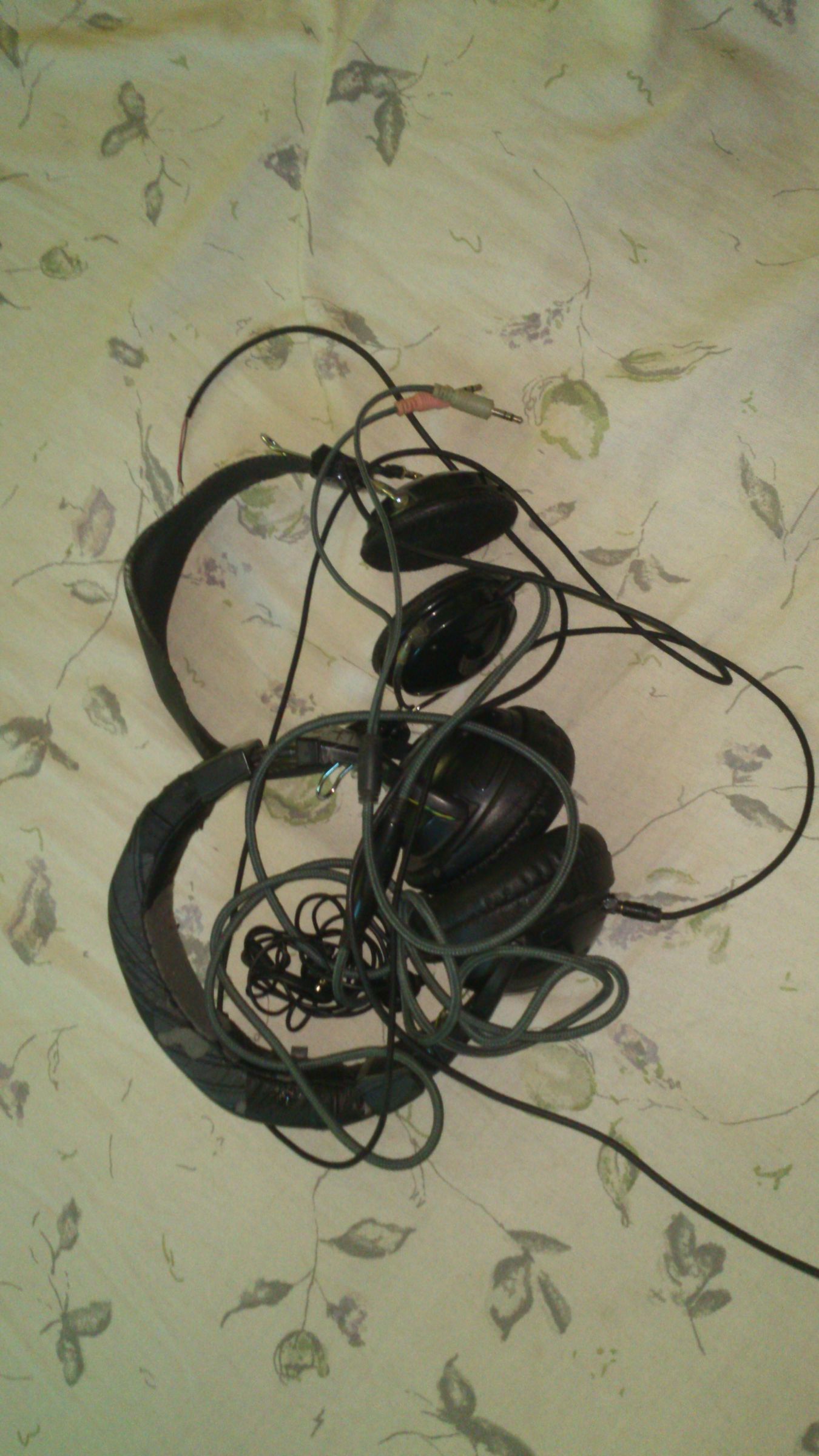 Headphone Modification : 5 Steps - Instructables