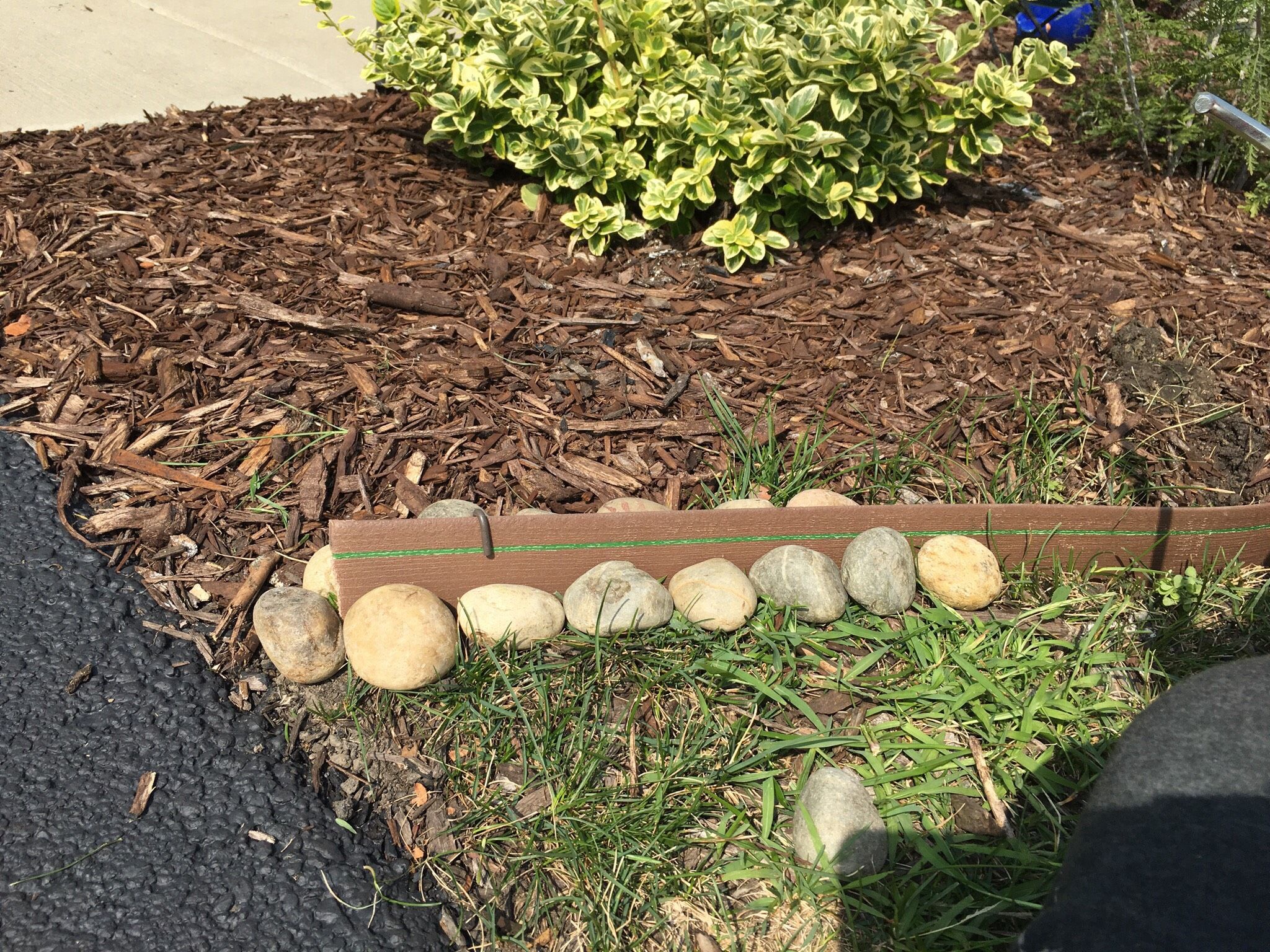 Natural Stone Edging : 4 Steps (with Pictures) - Instructables
