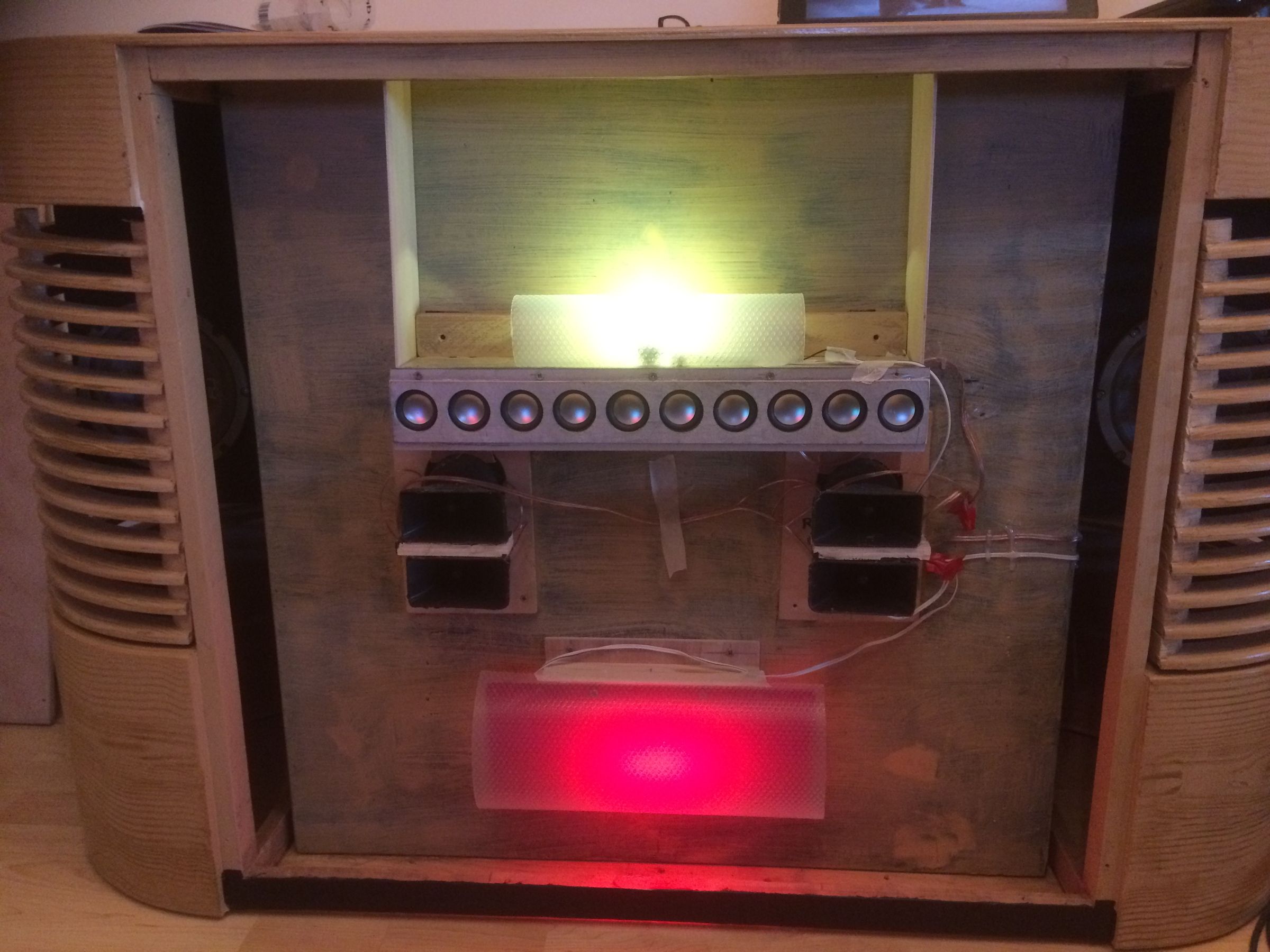 Retro Art Deco Radiogram Surround Sound Cinema Speaker : 13 Steps (with ...