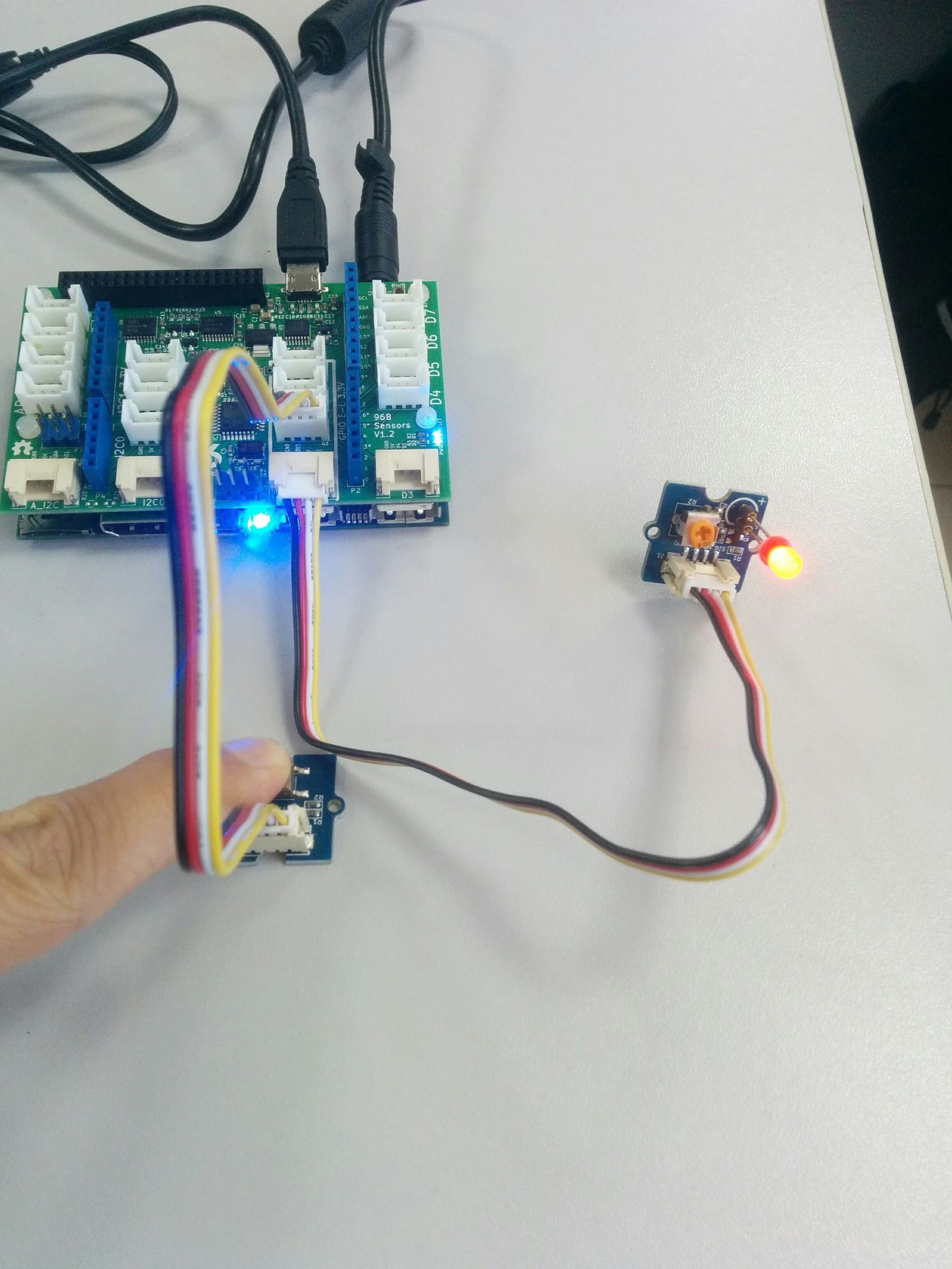 DragonBoard: How to Access GPIOs Using Python : 8 Steps - Instructables