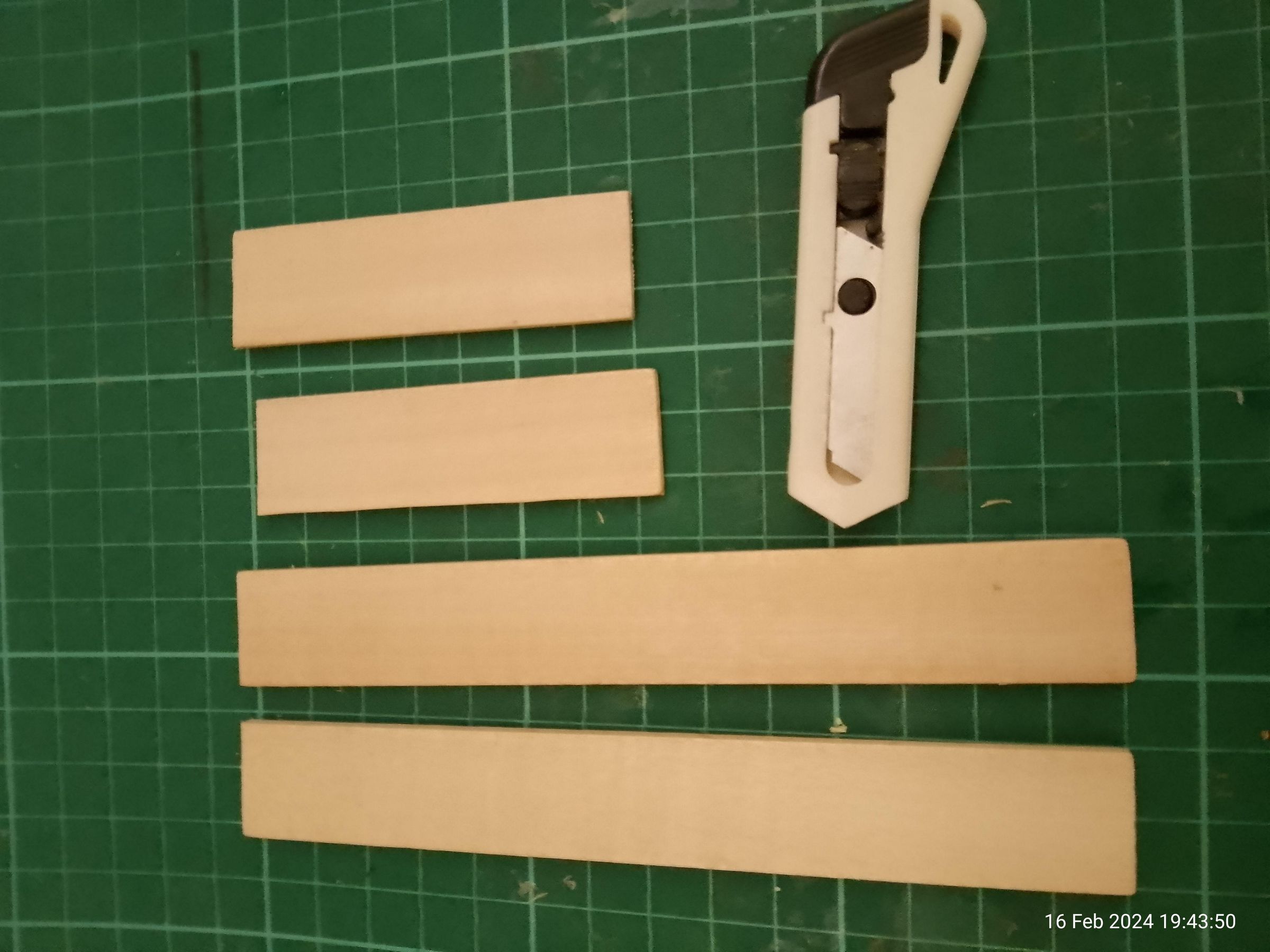 Miniature Library in a Book : 9 Steps (with Pictures) - Instructables