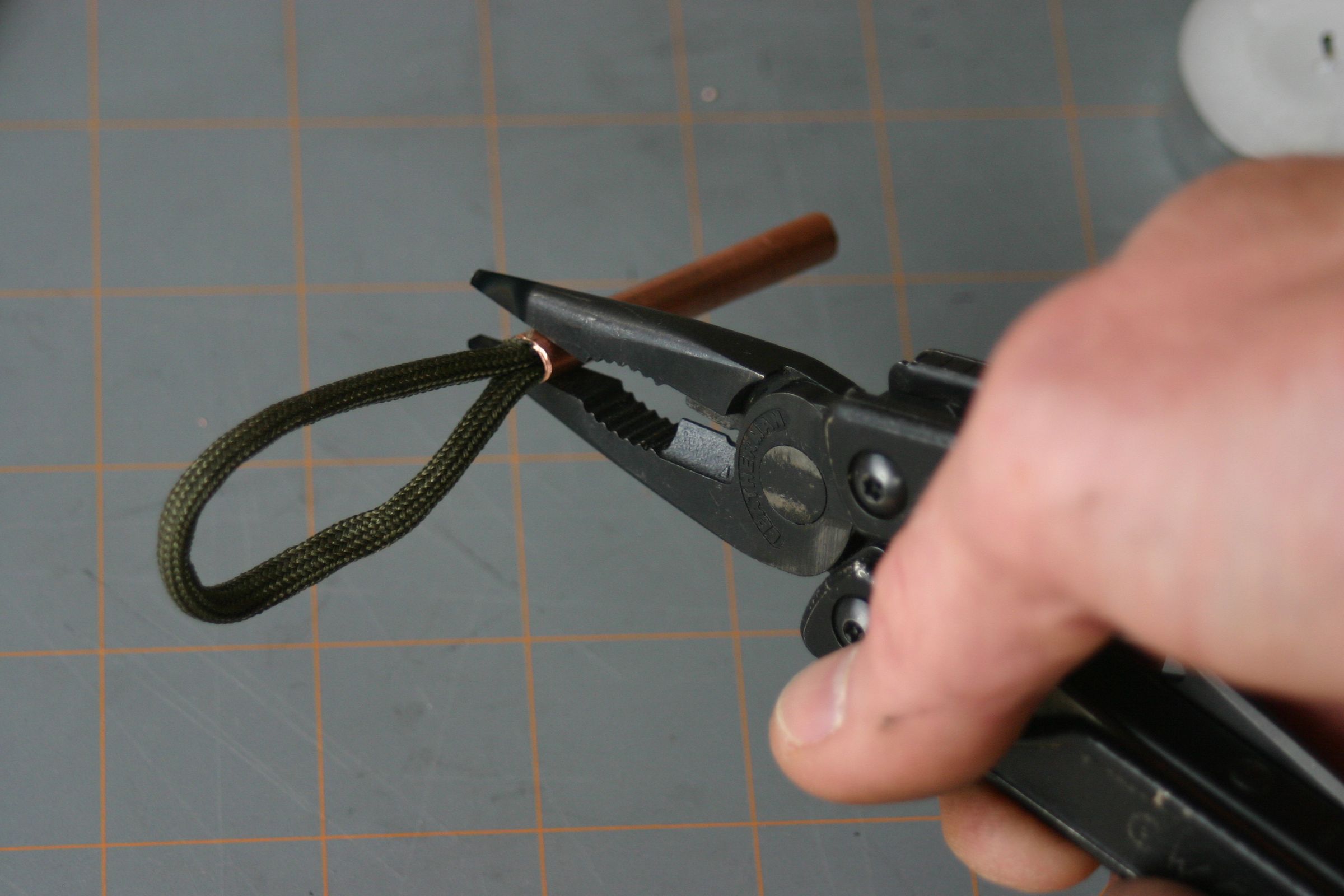 BUTTONHOLE PUZZLE (POCKET SIZED) : 12 Steps (with Pictures) - Instructables