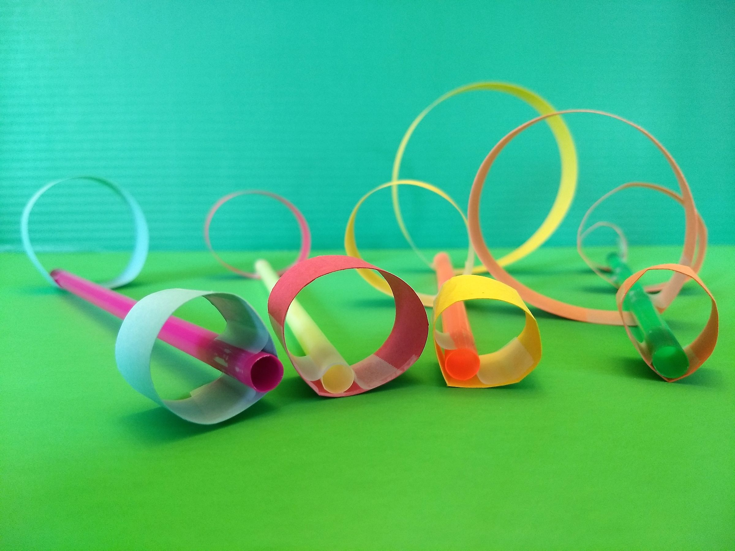 Hoop Gliders Galore : 6 Steps (with Pictures) - Instructables