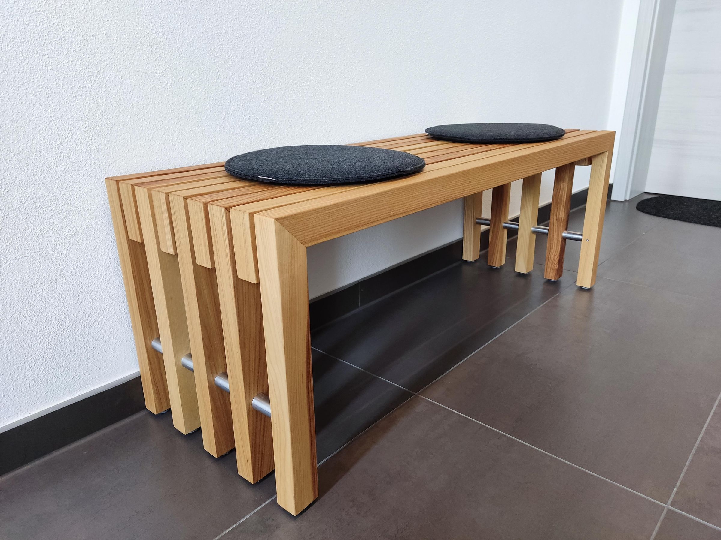 Modern Bench : 9 Steps (with Pictures) - Instructables