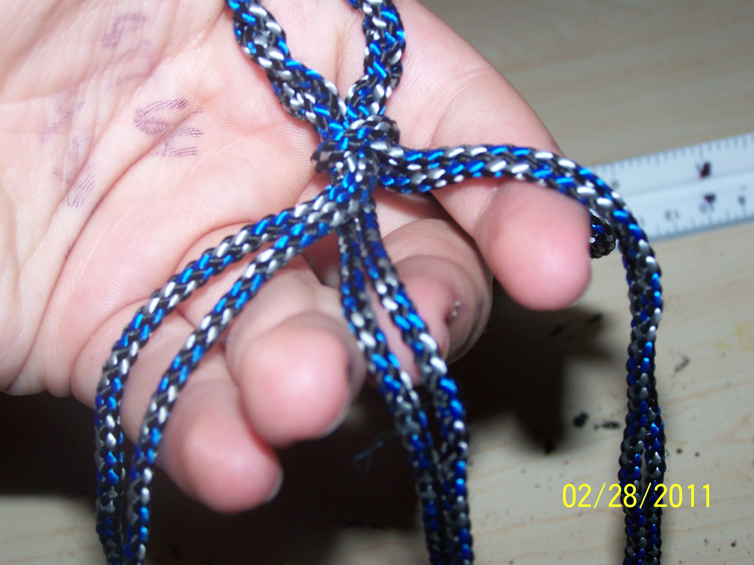 How to Make a Small But Powerful Sling : 8 Steps - Instructables