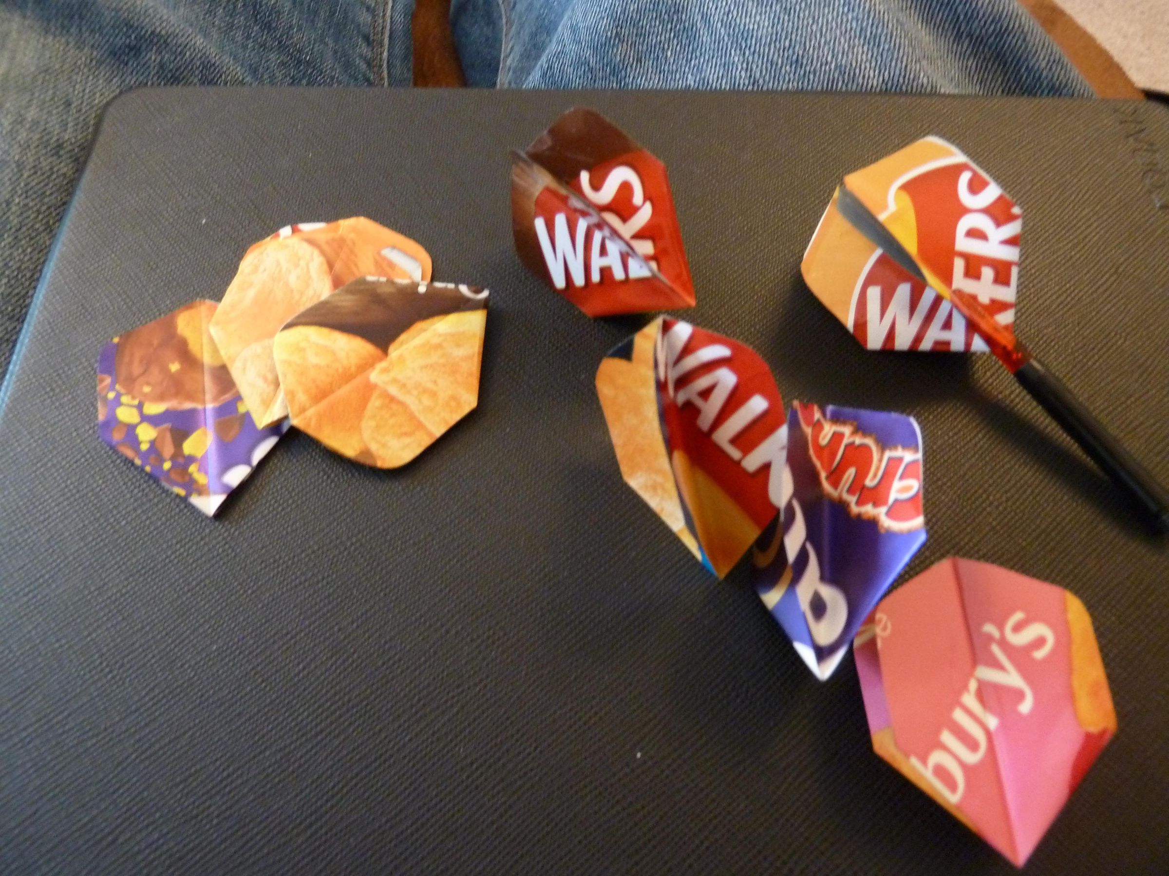 Dart Flights : 9 Steps - Instructables