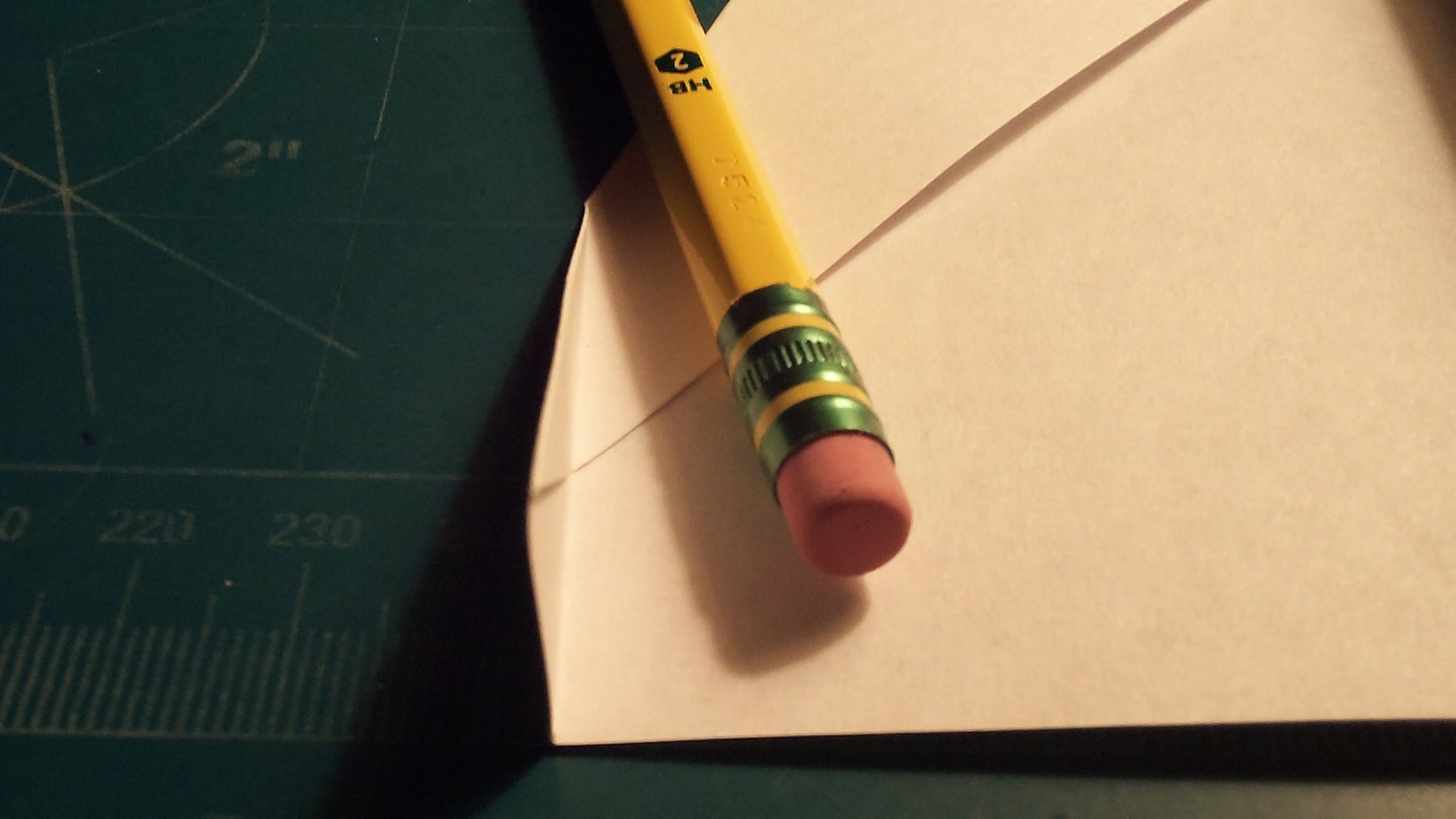 How to Make the Turbo Dagger Paper Airplane : 5 Steps - Instructables